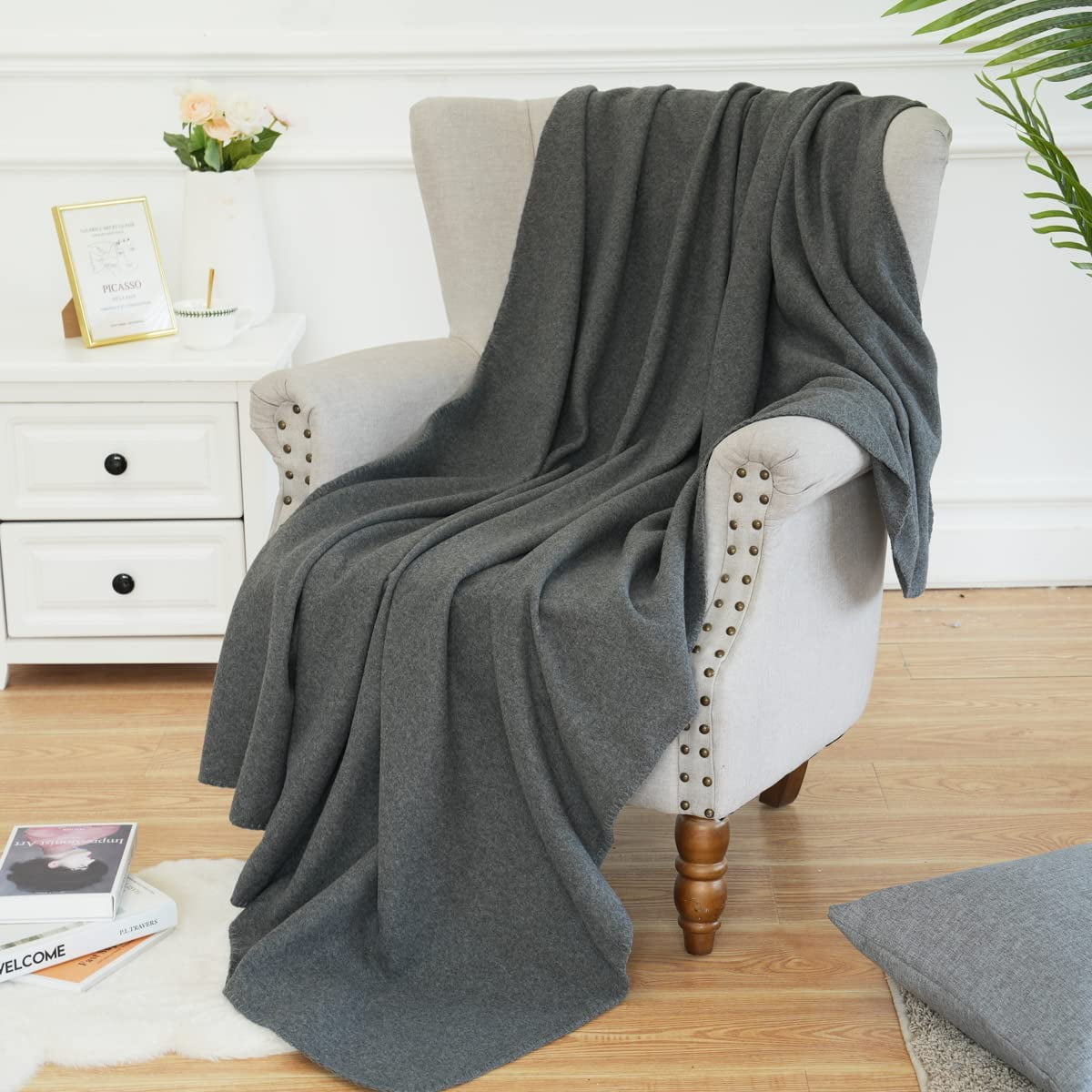 SOFTHUG Throw Blanket Fleece Travel Blankets for Camping Couch Sofa ...