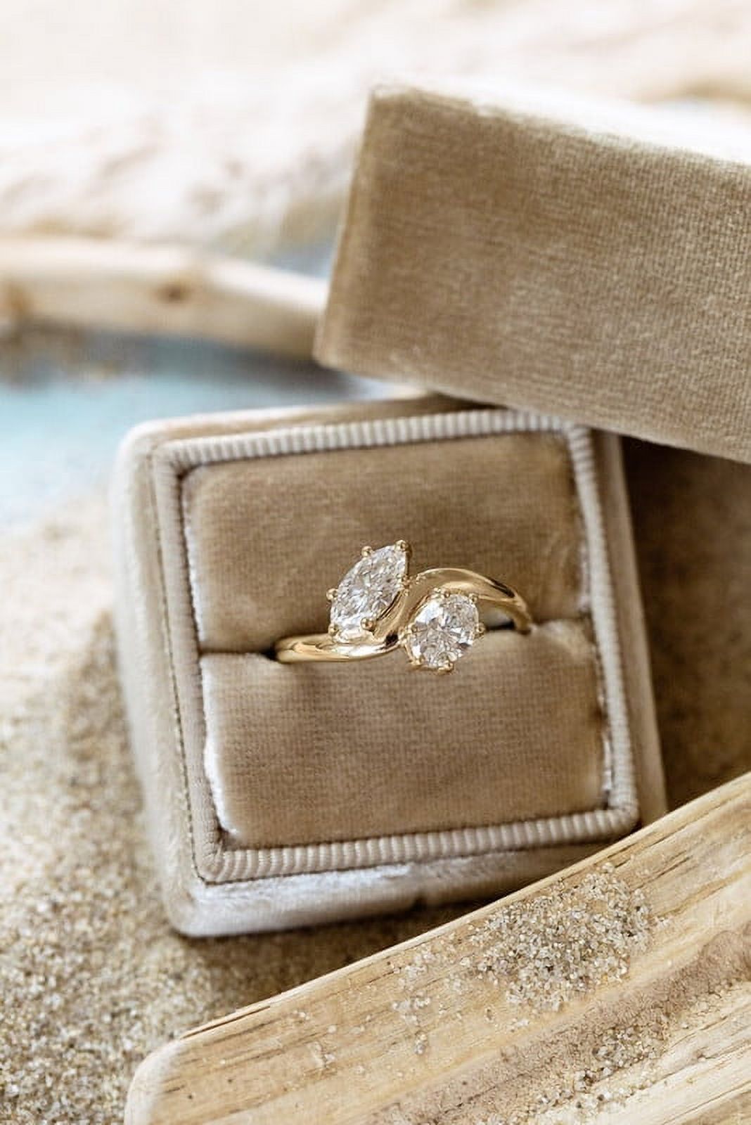 SOLITAIRE JEWELS Elegant Twin 2TCW Marquise And Oval Moissanite ...