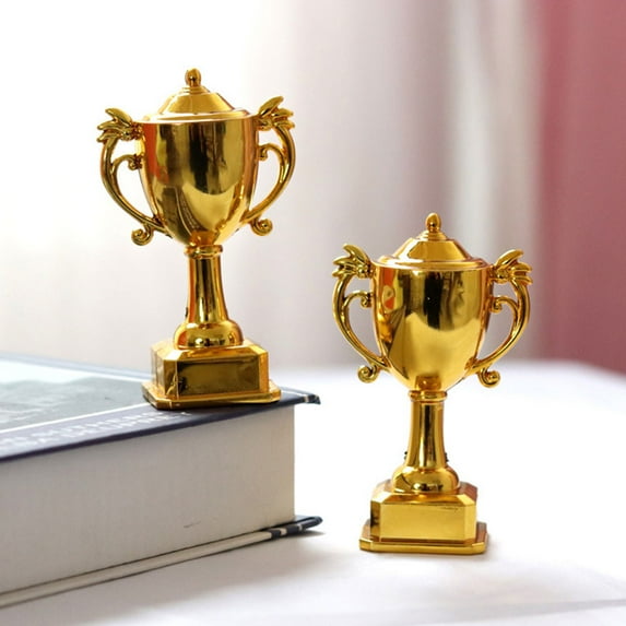 SOPOTUTU 4Pcs Plastic Golden Dollhouse Trophies for Kids Classroom ...