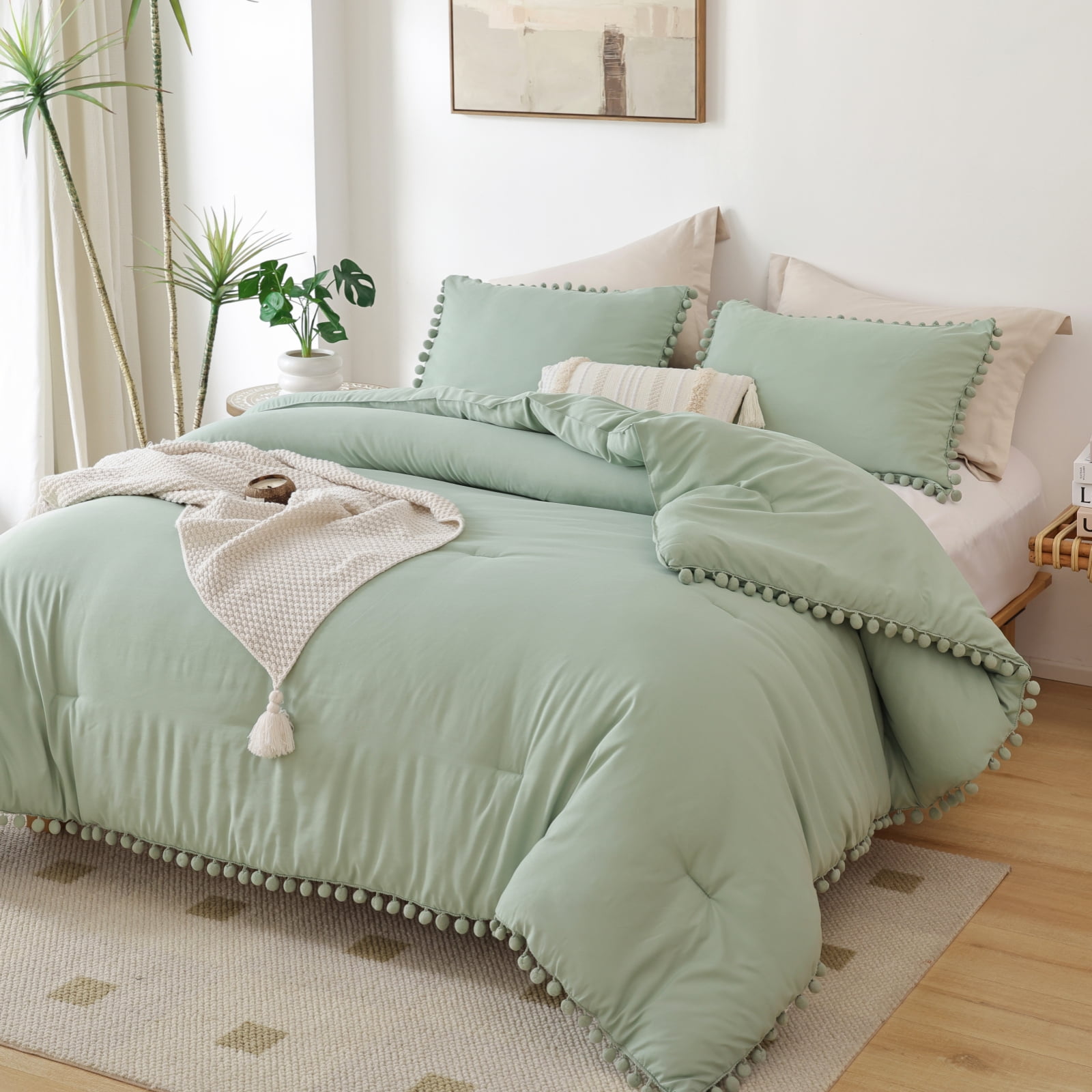 Exclusivo Mezcla Boho Pom Pom Ball Fringe Queen Comforter Set, 3 Piece ...