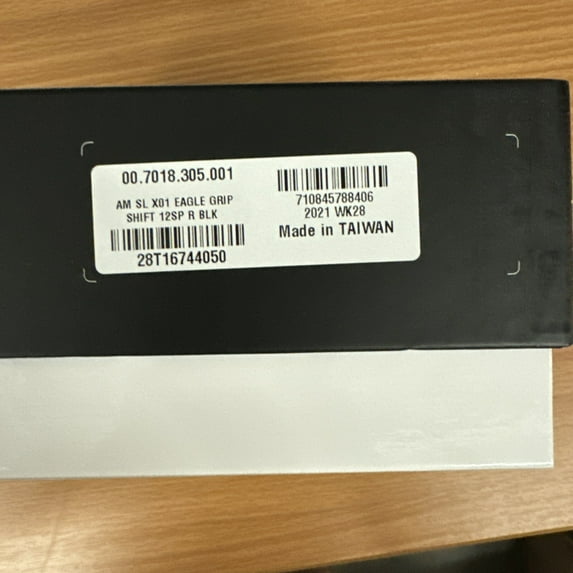 SRAM X01 Eagle 12-Speed GripShift Shifter with Discrete Clamp, Black ...