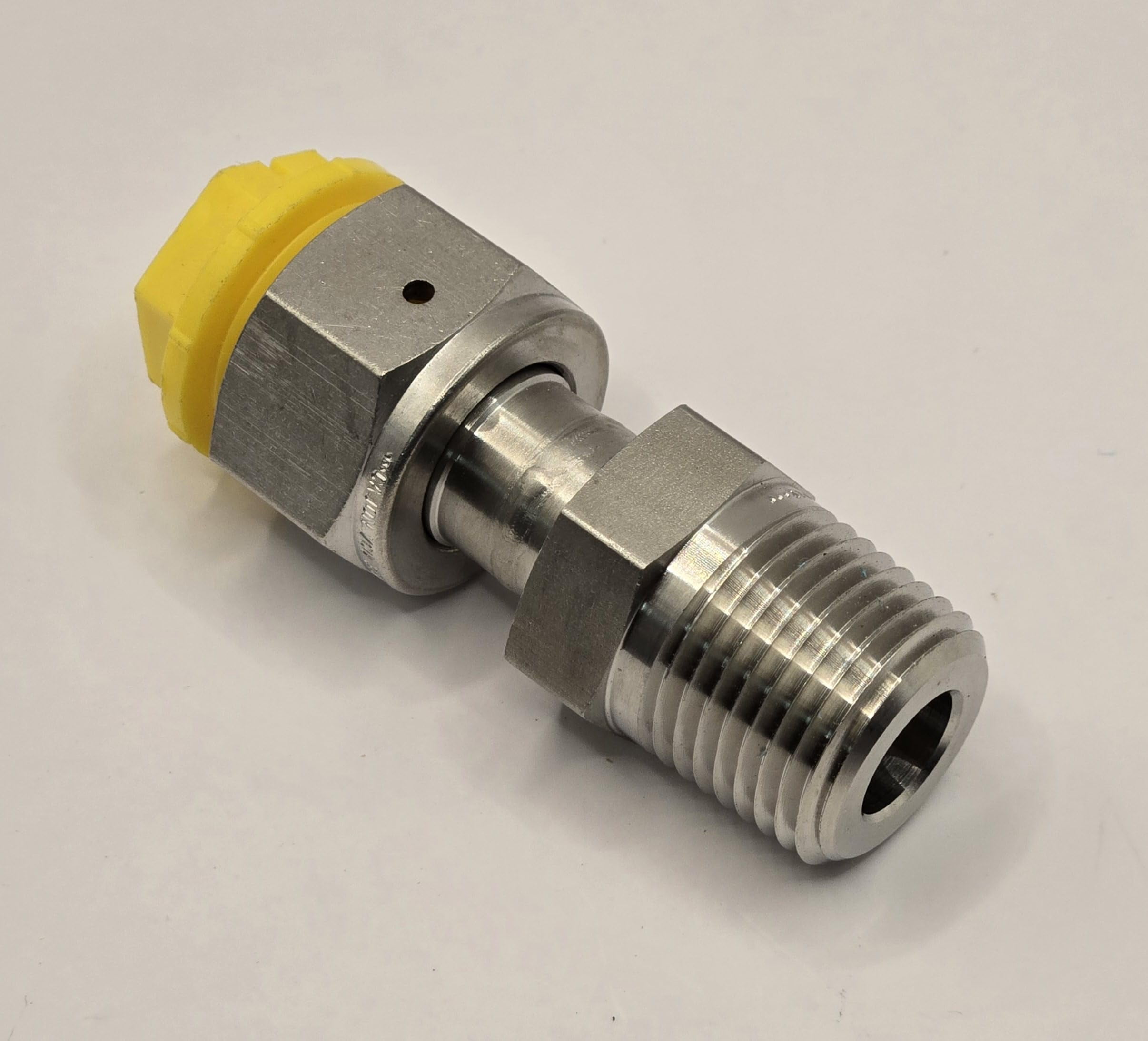 SS-8-WVCO-1-8 | Swagelok VCO to Male Face Seal Fitting, 1/2" VCO x 1/2" Male : NPT, 316 ...