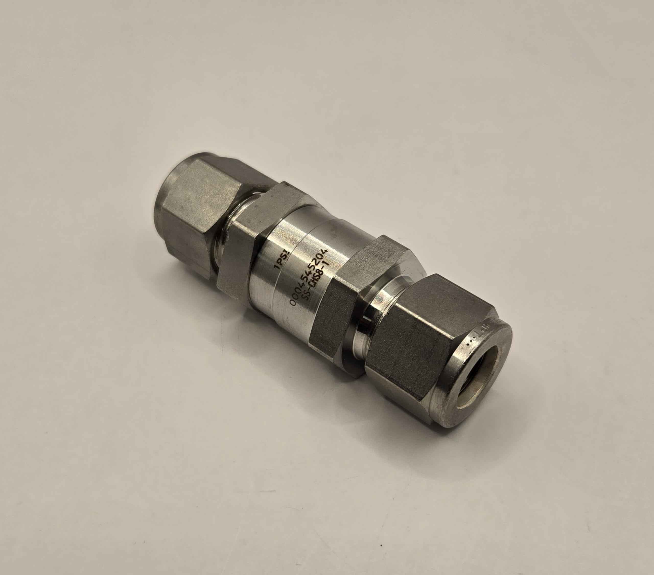 SS-CHS8-1 | Swagelok CH-Series Check Valve, Inlet/Outlet 1/2" Tube : OD ...