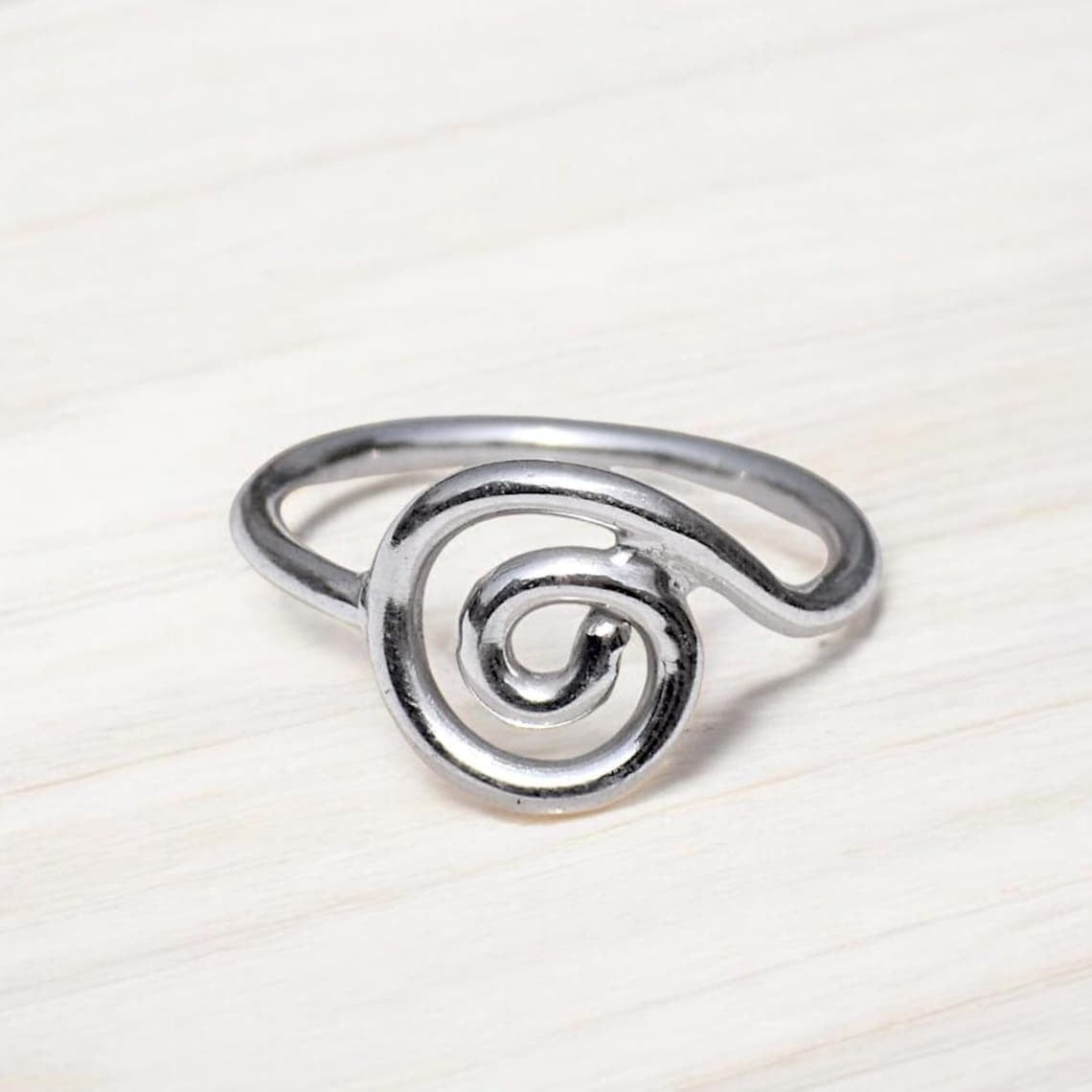 SS DESIGNS 925 Sterling Silver Spiral Wave Ring – Handmade Dainty ...