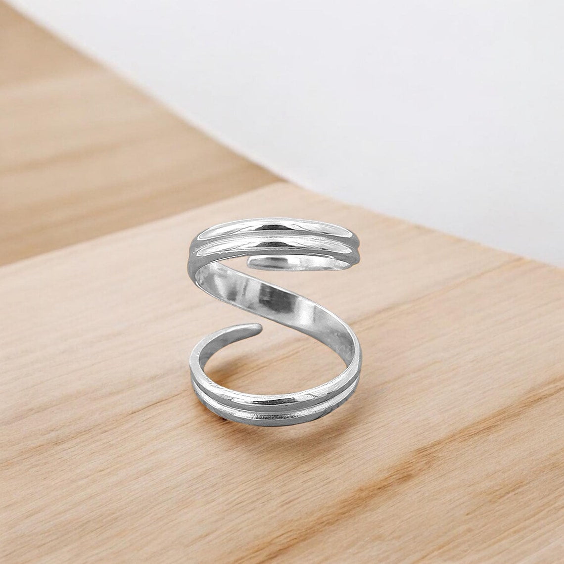 SS DESIGNS 925 Sterling Silver Swan Neck Splint Ring – Adjustable ...