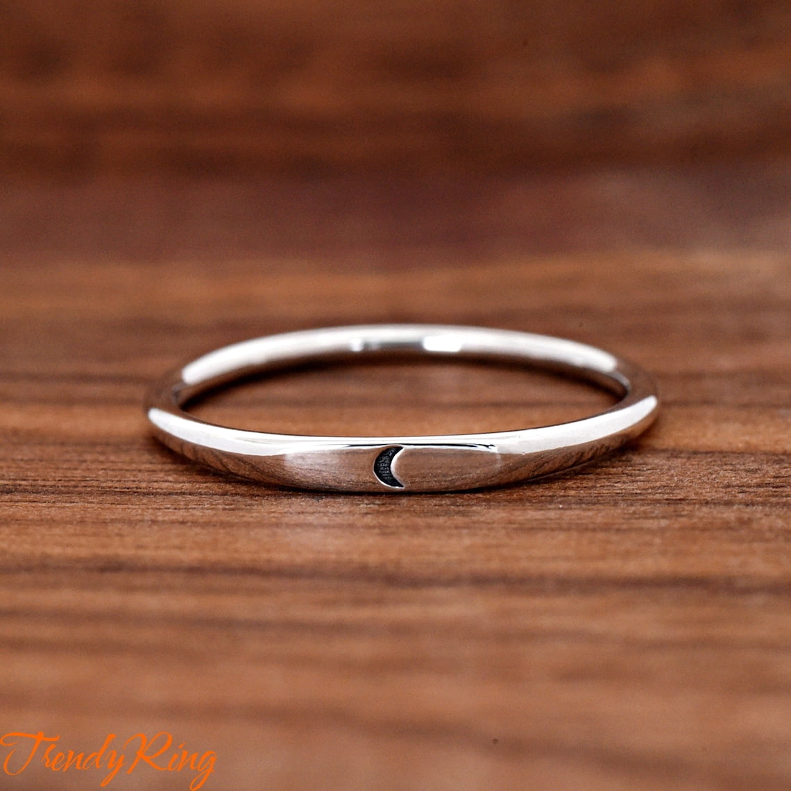 SS DESIGNS Dainty 925 Sterling Silver Crescent Moon Signet Ring for ...
