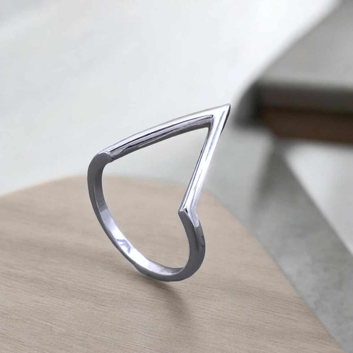 SS DESIGNS Minimalist 925 Sterling Silver Chevron Wishbone Ring – V ...