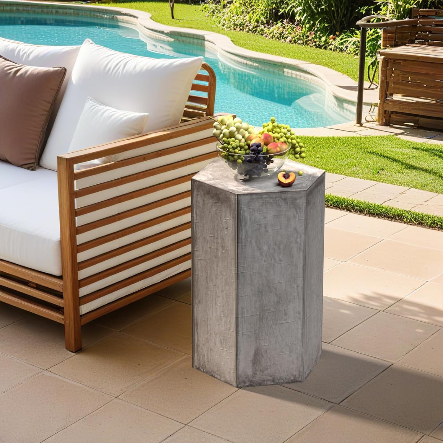 SUNBURY Outdoor Concrete Side Table, Outdoor End Tables for Patio 20" H ...