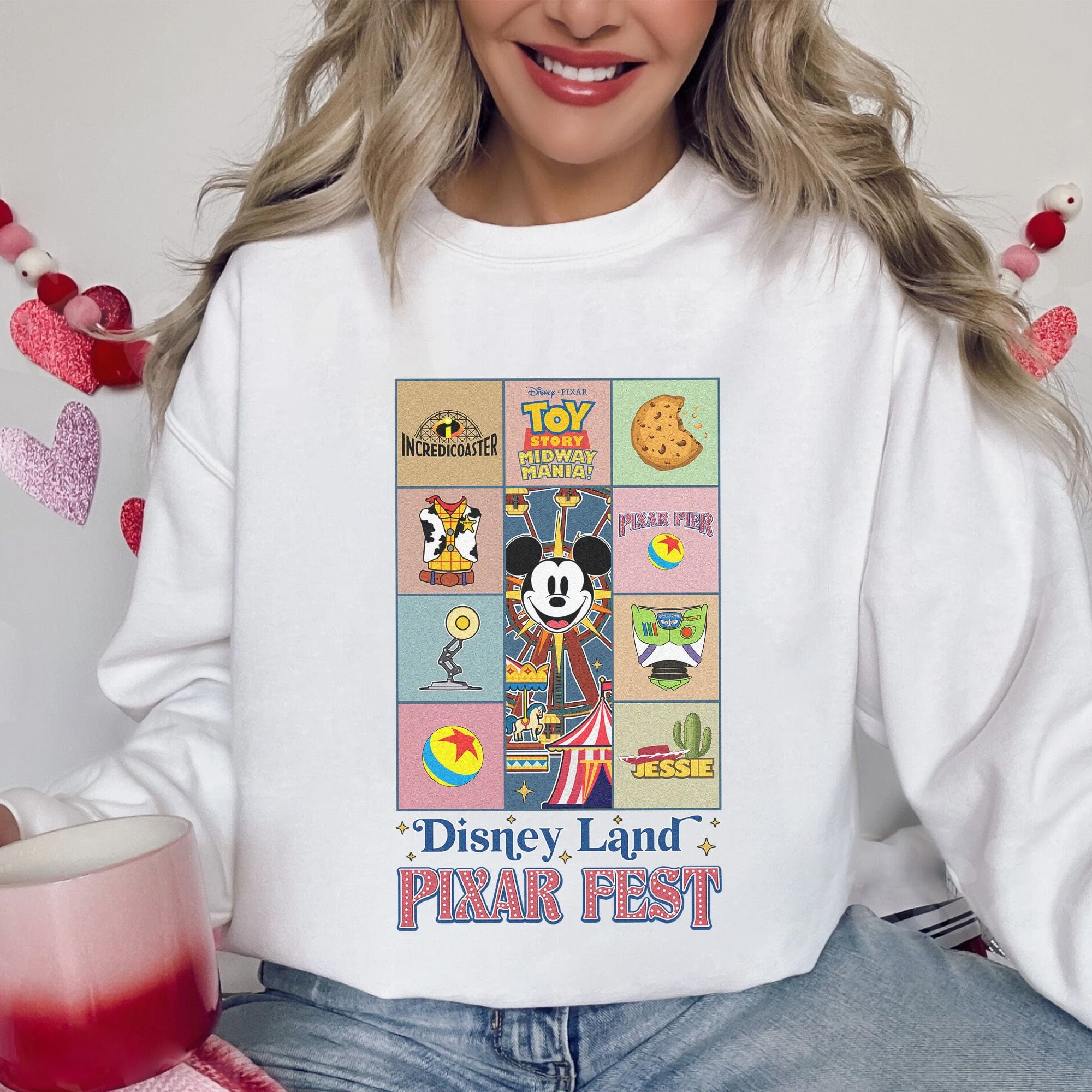 SWEATSHIRT Vintage Disneyland Pixar Fest 2024, Pixar Pals Playtime ...