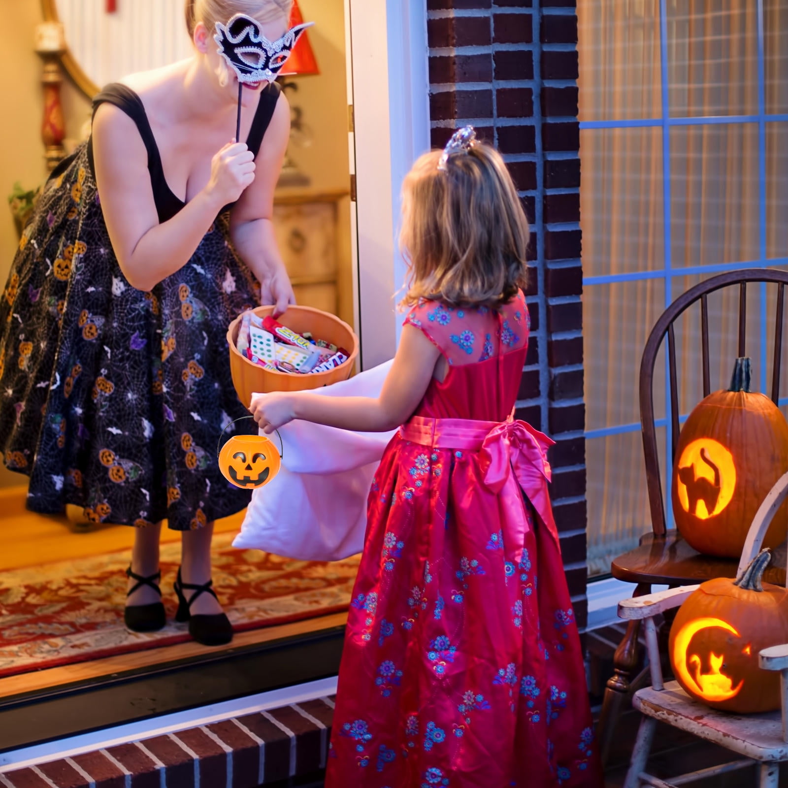 SWETRACE 18Pack Plastic Pumpkin Shaped Buckets for Candy and Snack ...