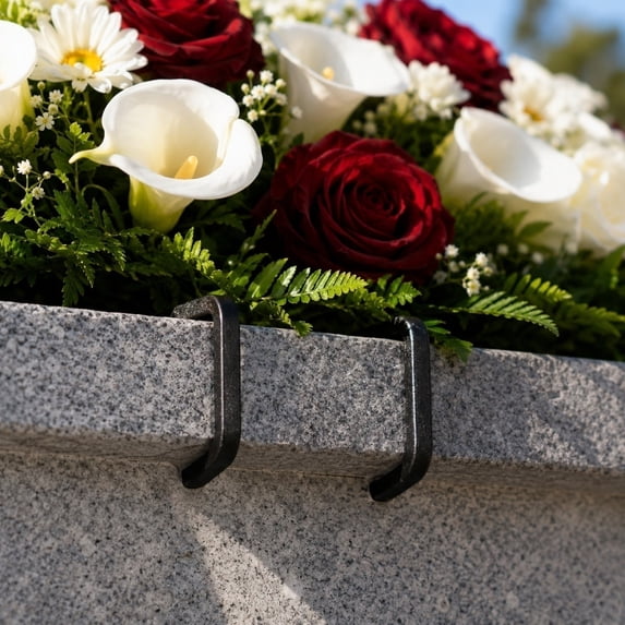 Saddle-Style Artificial Flower Arrangements Specially Designed for ...