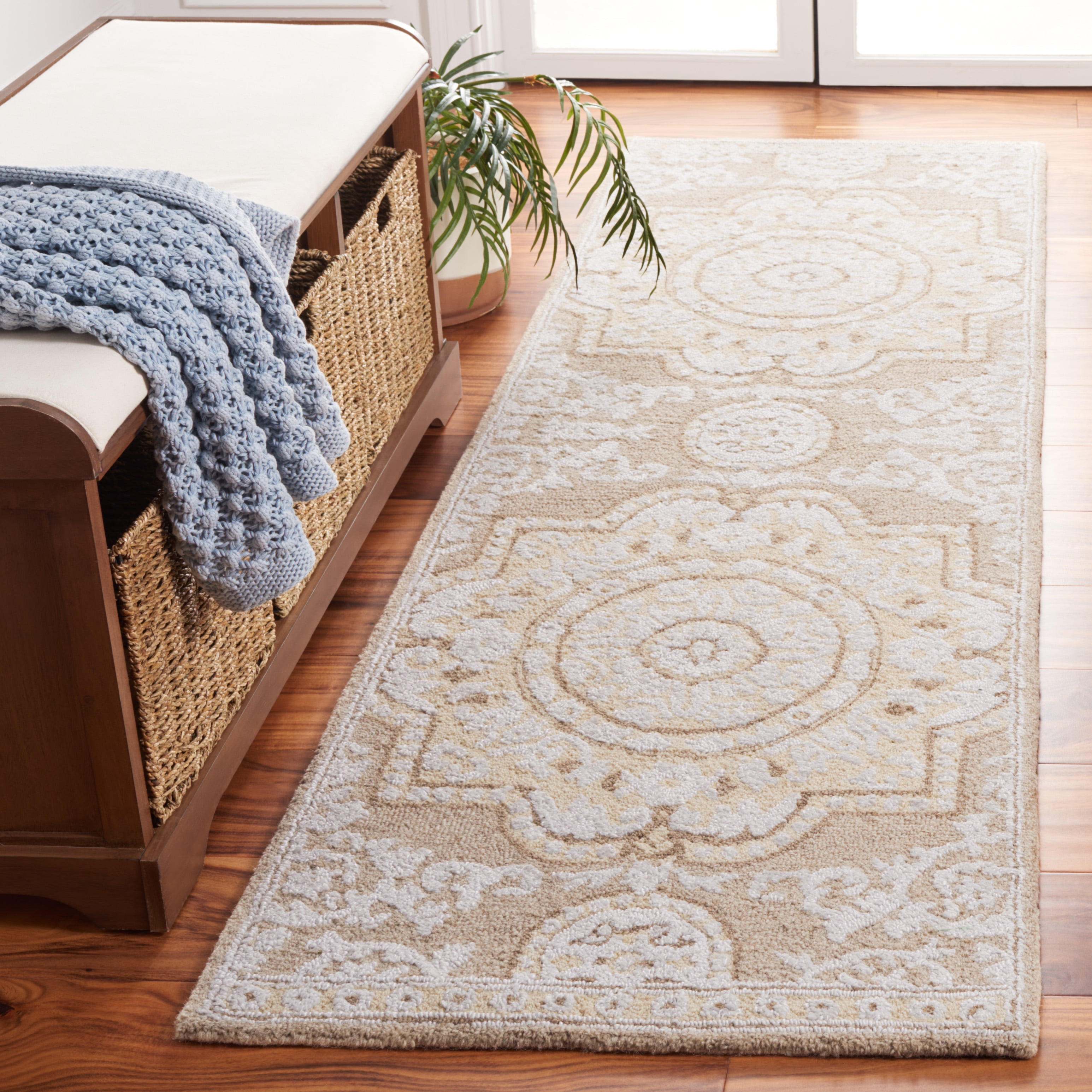 SAFAVIEH Abstract Merrill Oriental Runner Rug, Ivory/Beige, 2'3" x 8 ...