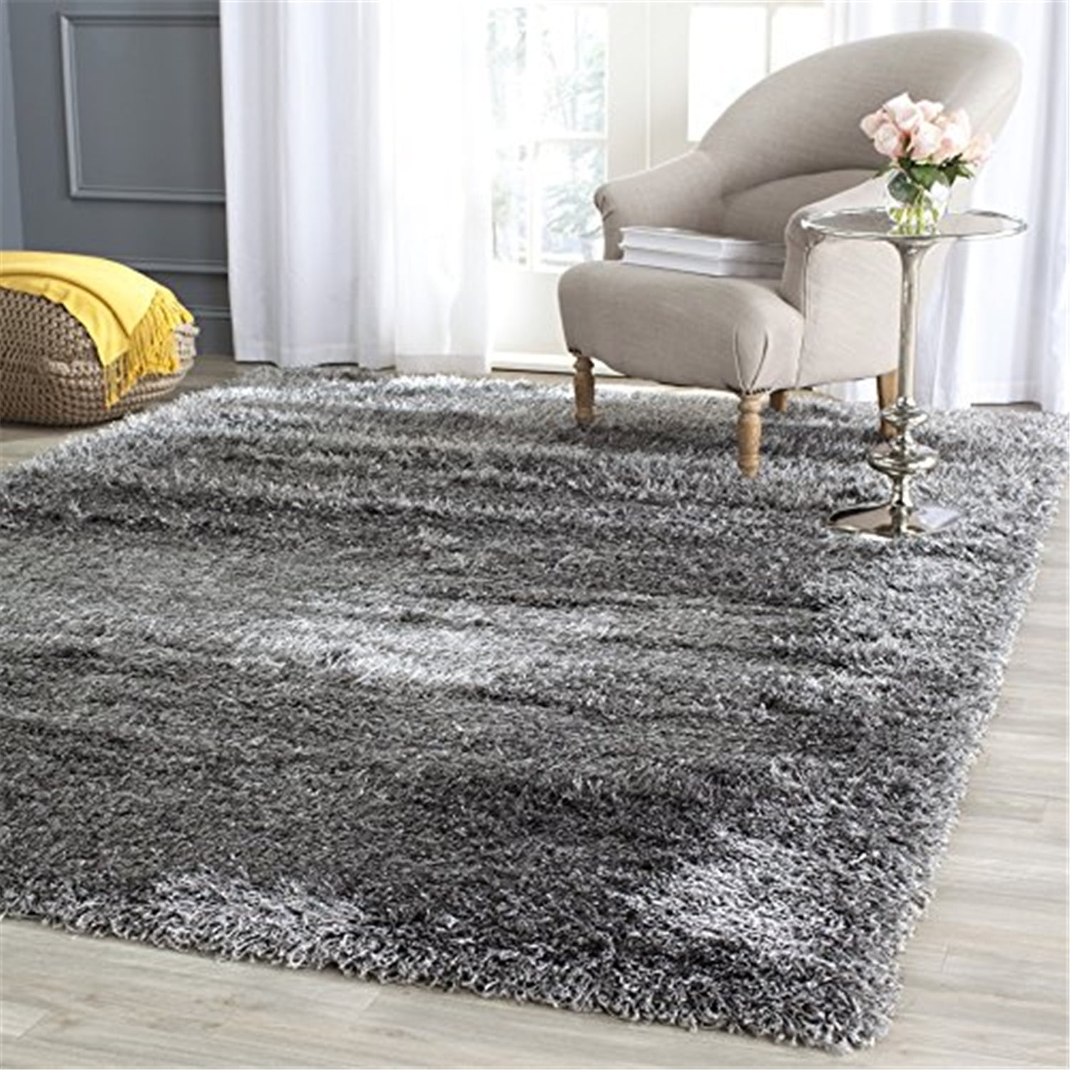 Shag & Flokati Rug - Isaac Mizrahi Shag Polyester/Polypropylene -Silver ...