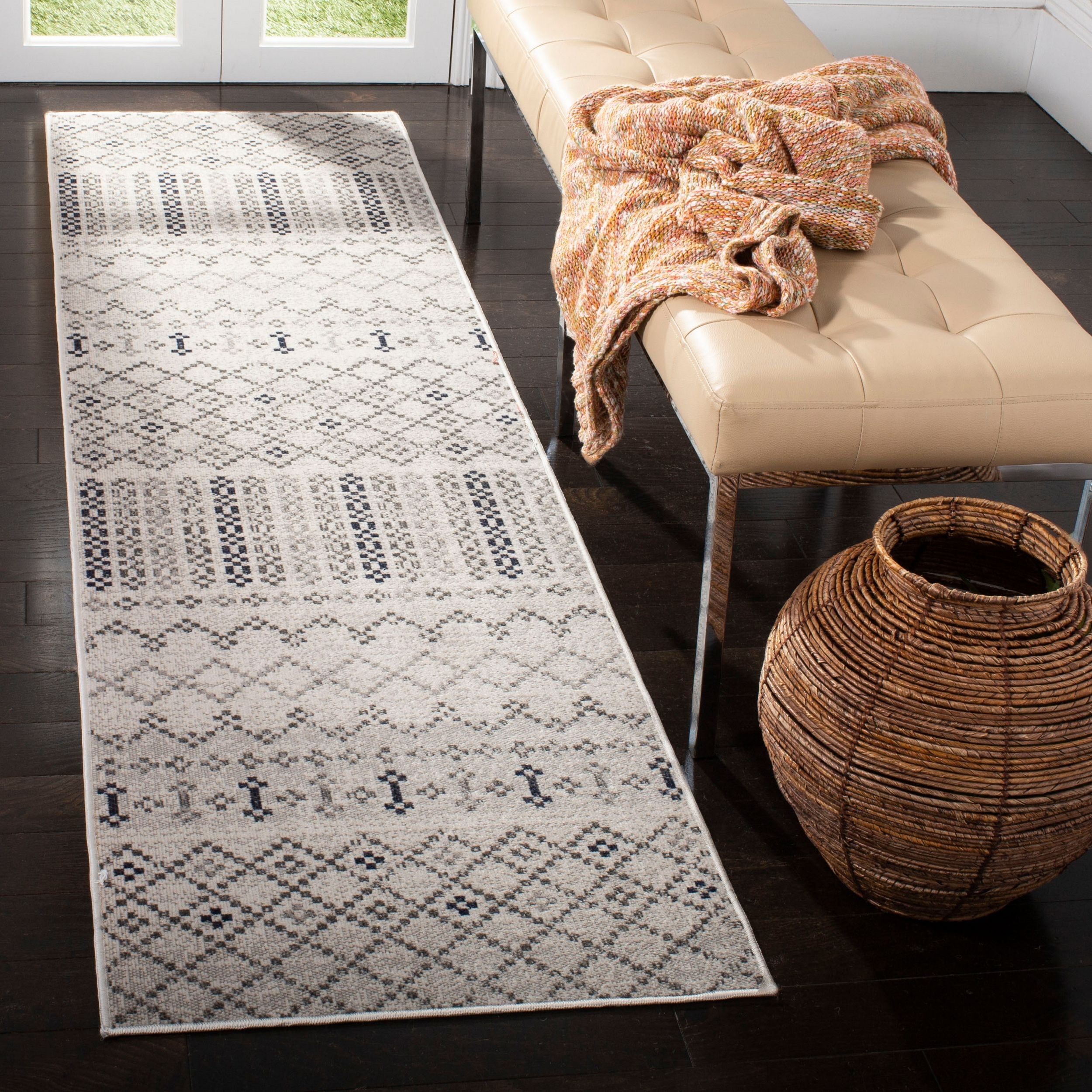 Safavieh Montage Faith Geometric Area Rug or Runner - Walmart.com