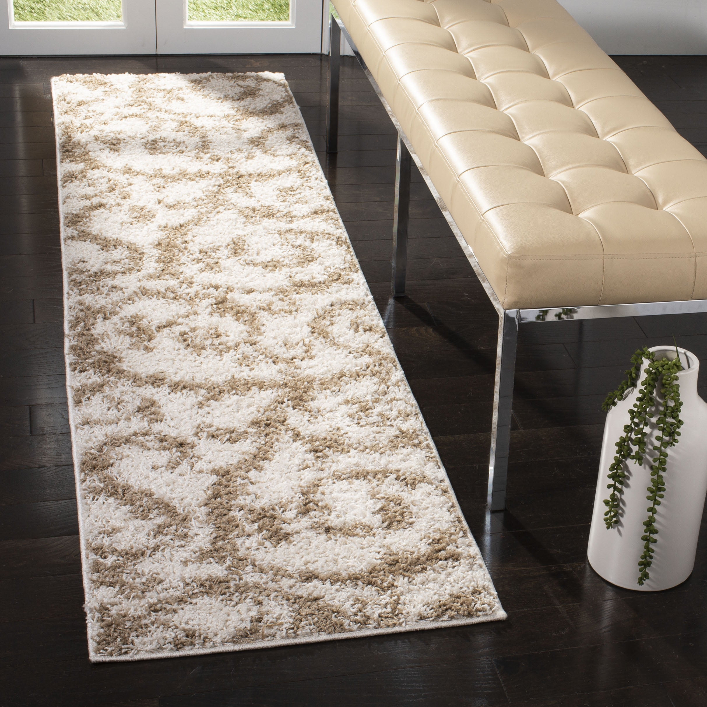 Safavieh New York Tiana Flora Vines Area Rug or Runner - Walmart.com