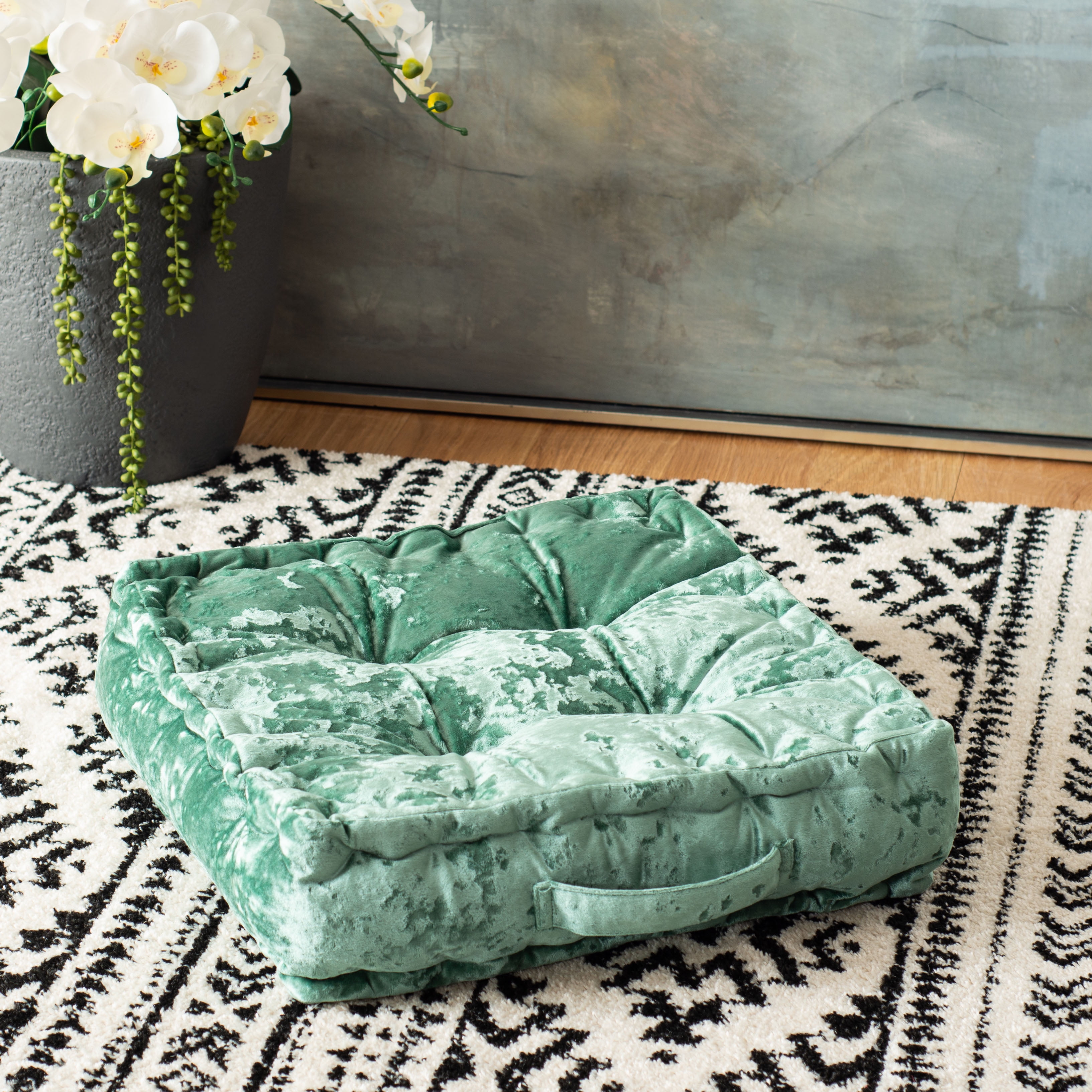Safavieh Peony 18" x 18" Solid Square Tufted Floor Pillow - Walmart.com