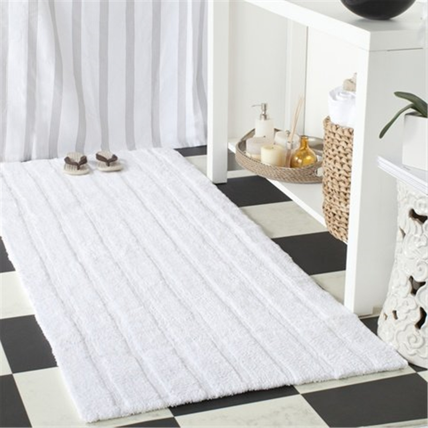 Safavieh Plush Master Spa Stripe White Bath Rug (Set of 2) - 27"x45 ...