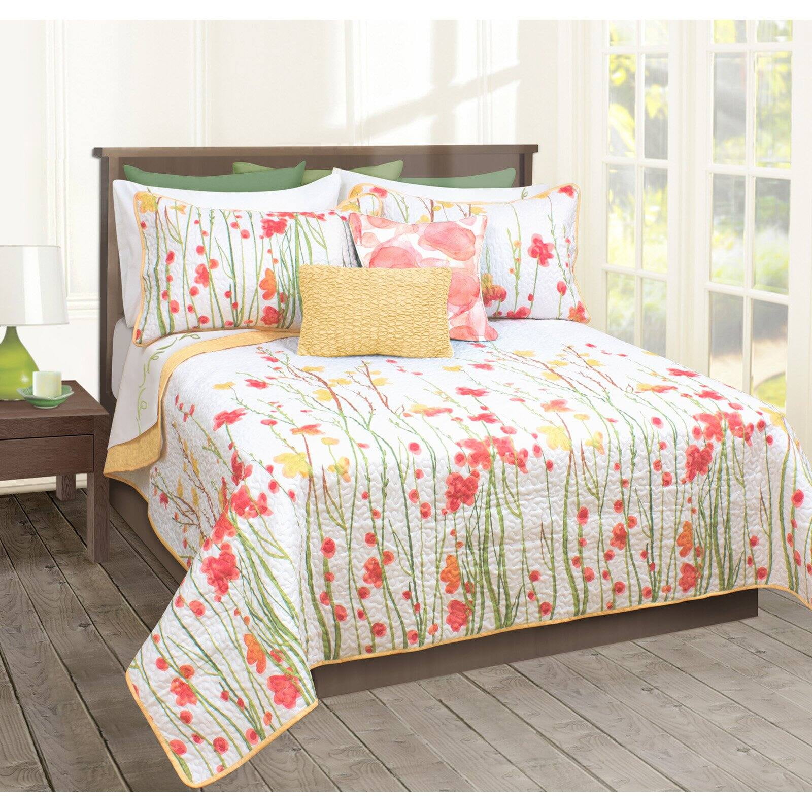 Safdie & Co. 3-piece Adalia Premium Microfiber King Quilt Set in Multi ...
