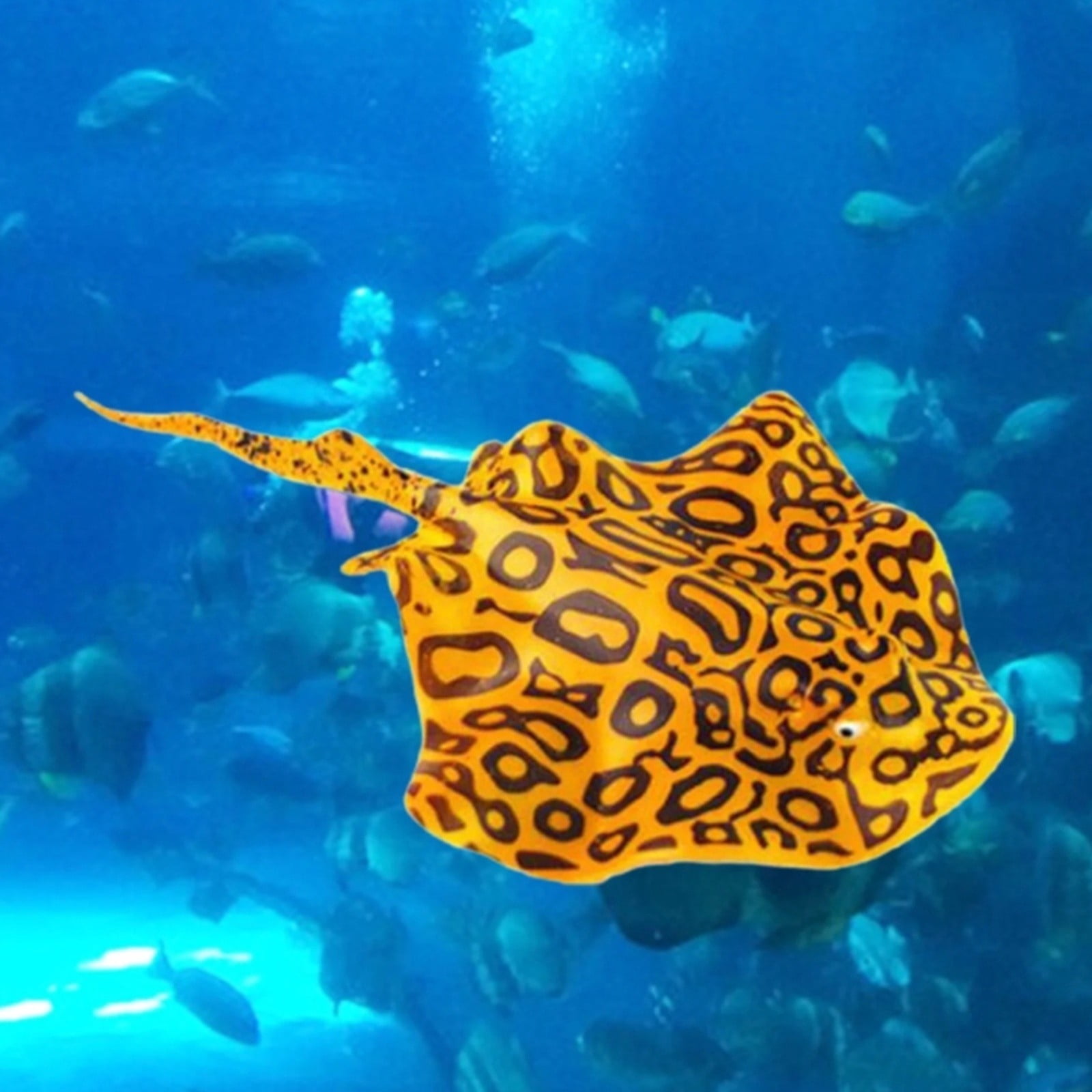 Safeglitz Enchanting Yellow Glowing Aquarium Fish Ornament, Creates ...