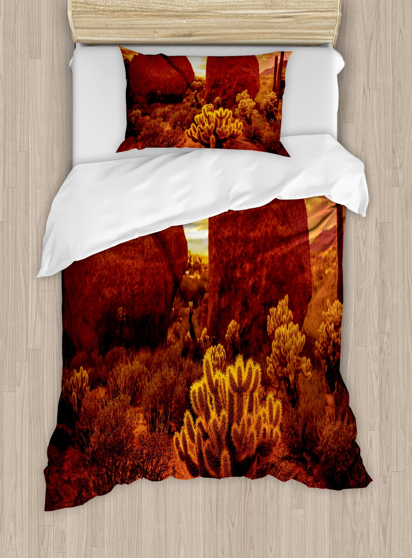 Saguaro Duvet Cover Set, Dramatic Desert Scenery Like Burnt by Sun near ...