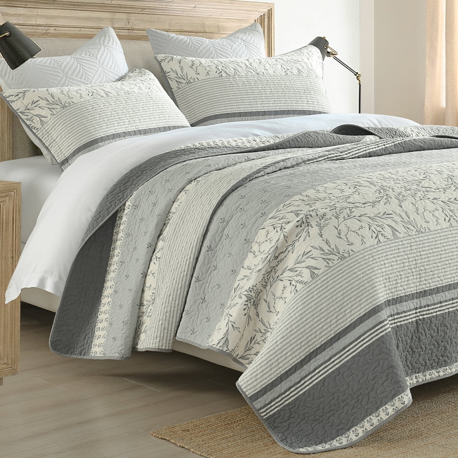 SahSahCasa King Size Quilt Set - 100% Cotton, Botanical Farmhouse ...