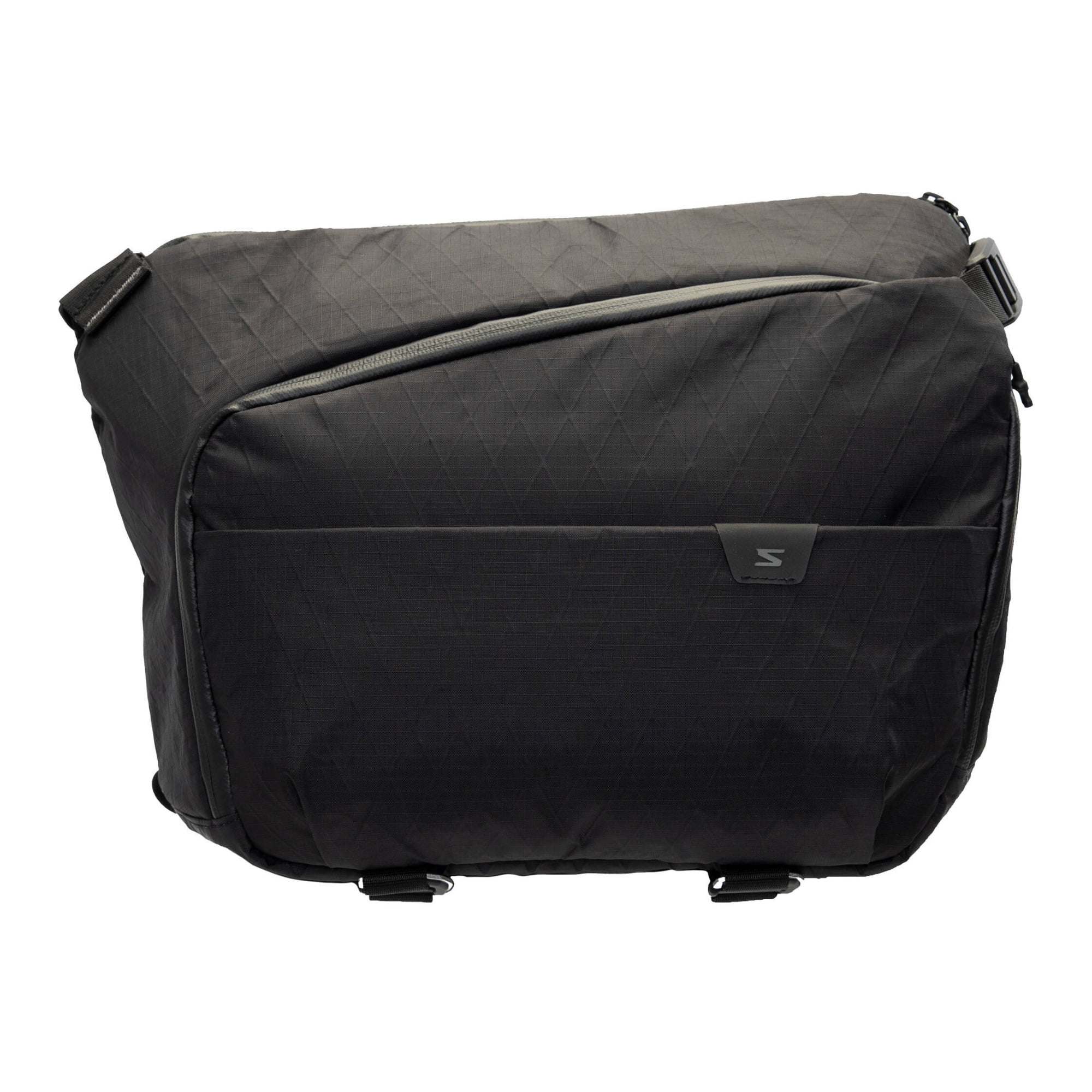 Sakk Gear Nomad Waterproof Laptop and Camera Sling Bag (Black ...