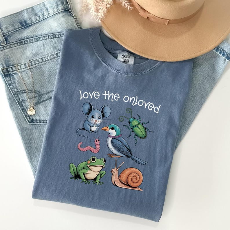 Sam Soft Love The Unloved Tshirt, Retro Animal 90s Shirt, Cute Animal ...