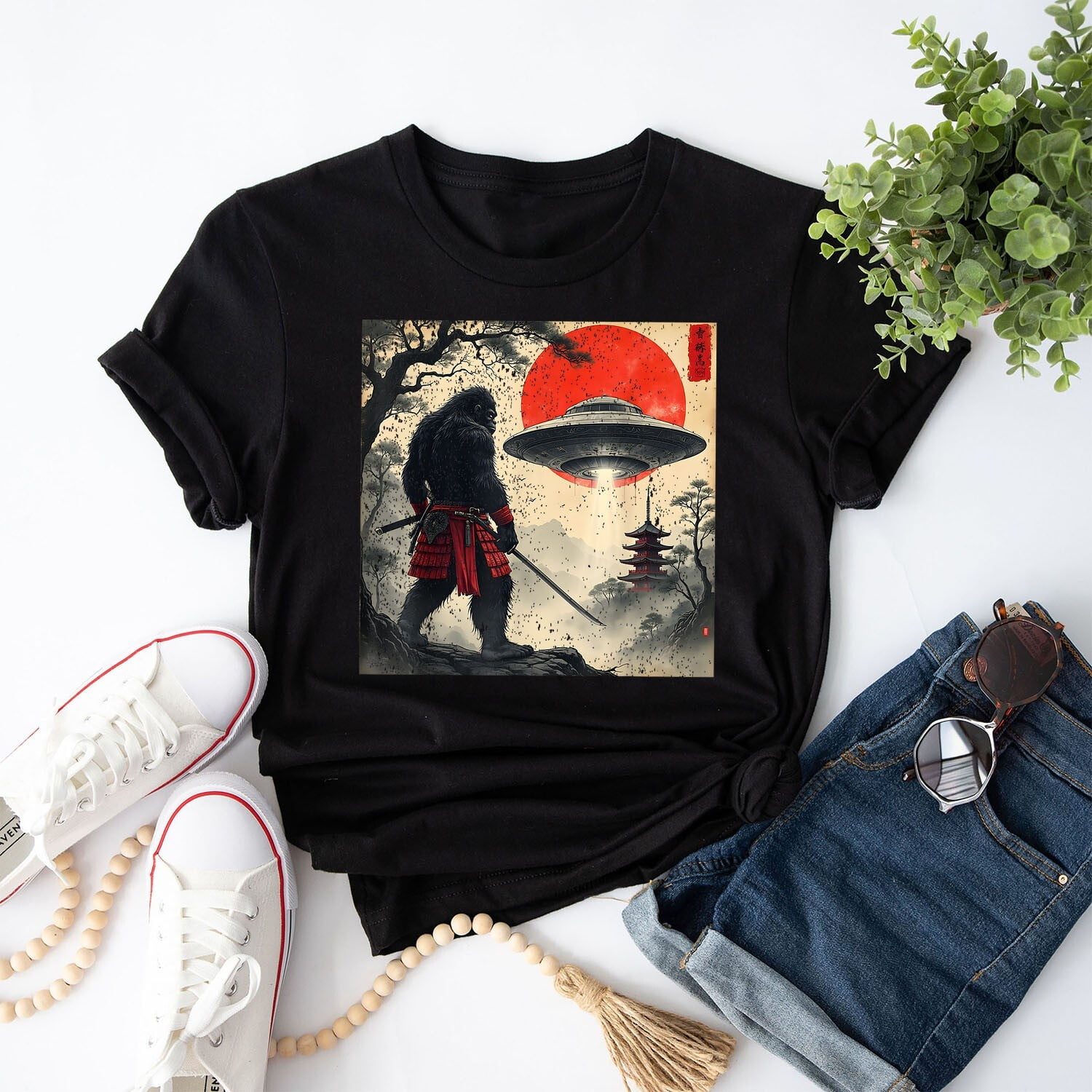Samurai Bigfoot Japanese UFO Vintage Graphic Ukiyo-e Art T-Shirt ...