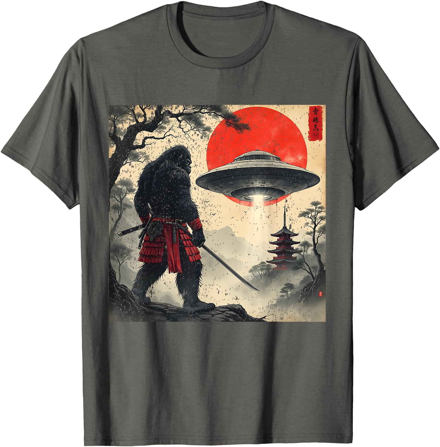 Samurai Bigfoot Japanese UFO Vintage Graphic Ukiyo-e Art Unisex T-Shirt ...