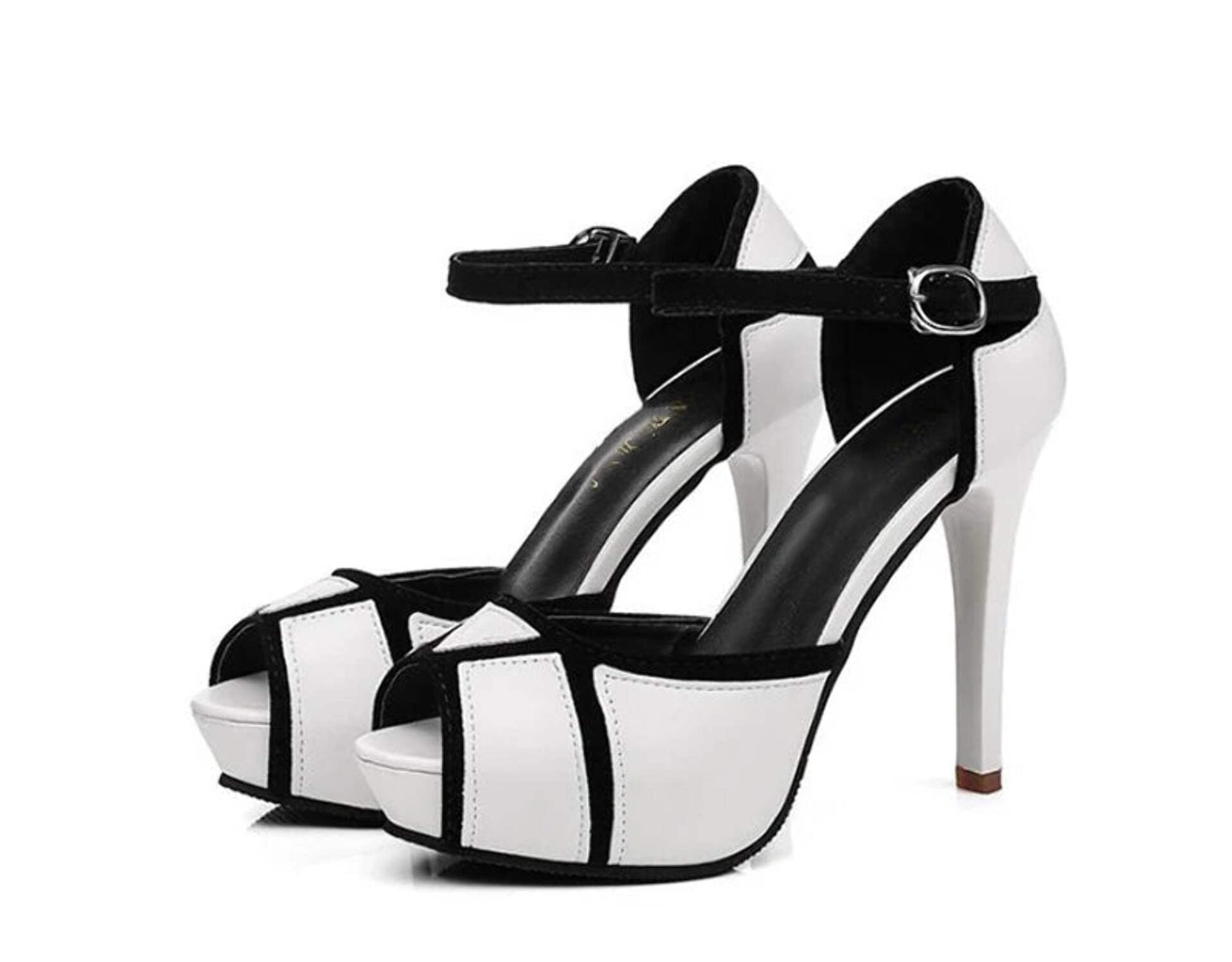 Sandals of Europe and America are very high and the fish-mouth is ...