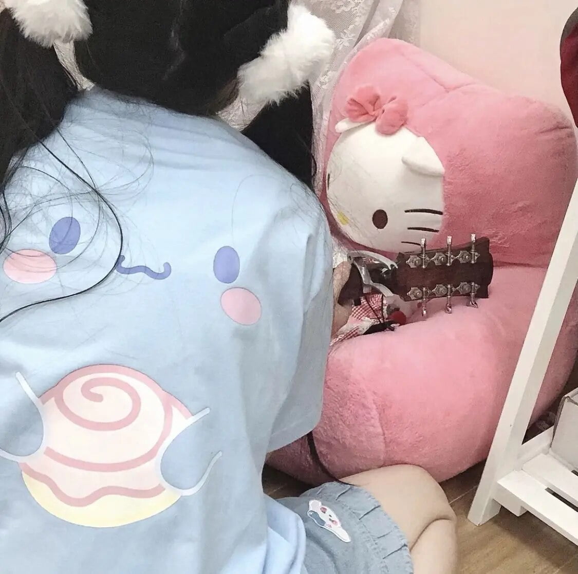 Sanrio Clothes Hello Kitty Tshirt Graffiti Design Anime Short Sleeve T ...