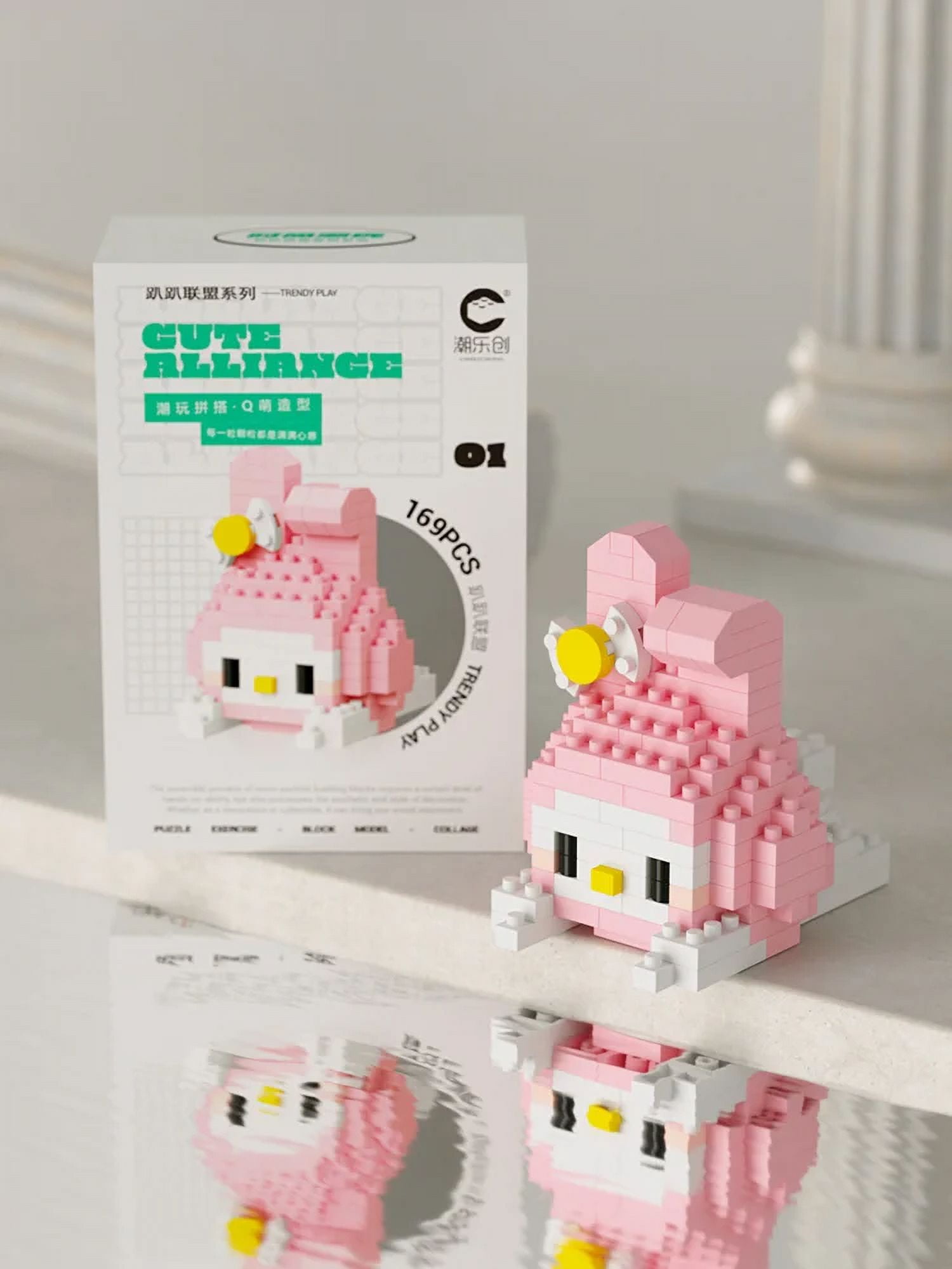 Sanrio Hello Kitty Figure Building Blocks My melody Kuromi Assembled ...