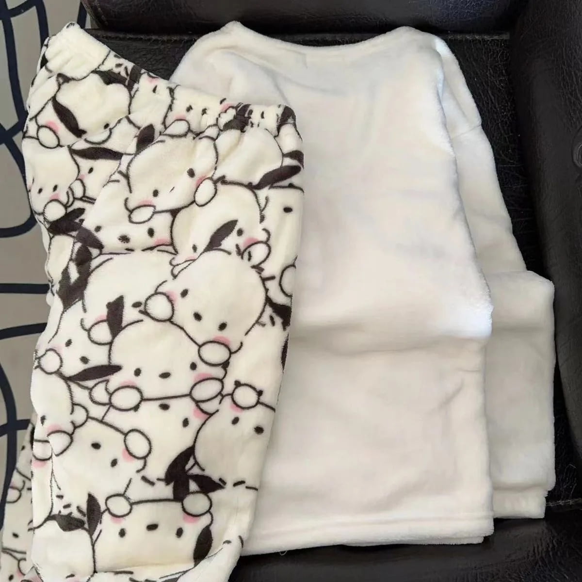 Sanrio Hello Kitty Pochacco Autumn and Winter Coral Plush Pajamas Women ...