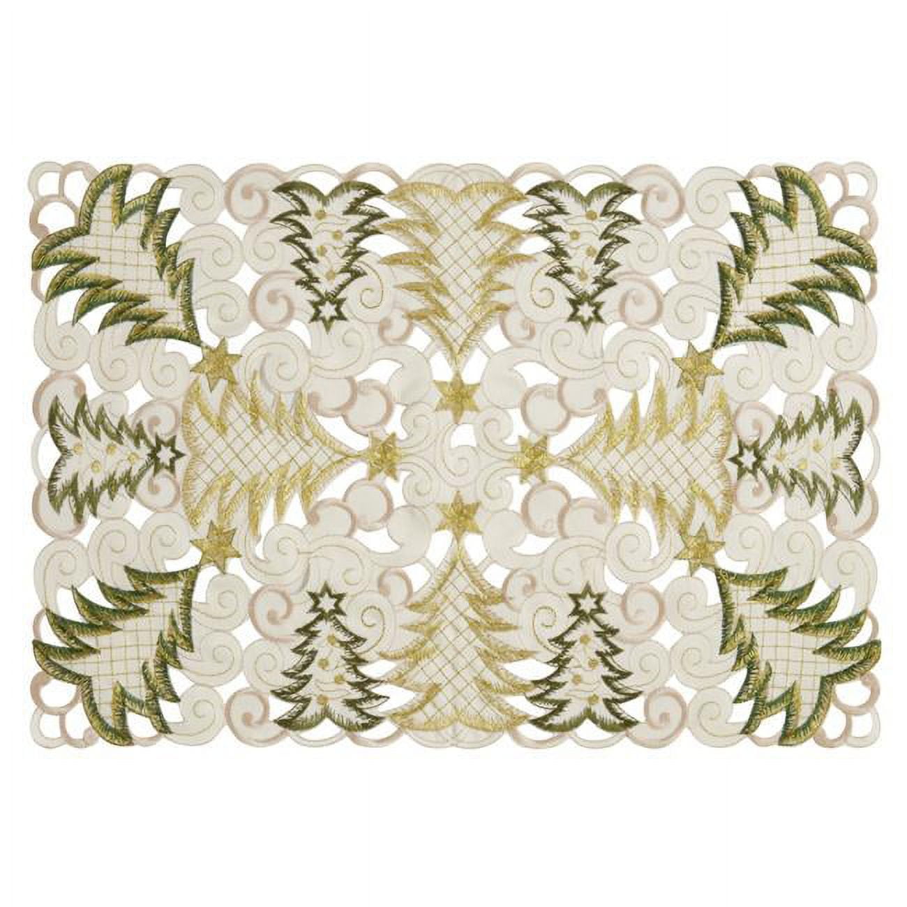 Saro Lifestyle Christmas Tree Cutwork Placemat (Set of 4) - Walmart.com