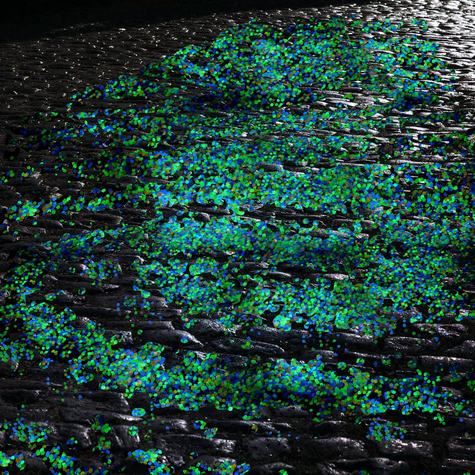 Sasylvia 1500 Pcs Glowing in The Dark Stones Garden Pebbles Indoor ...