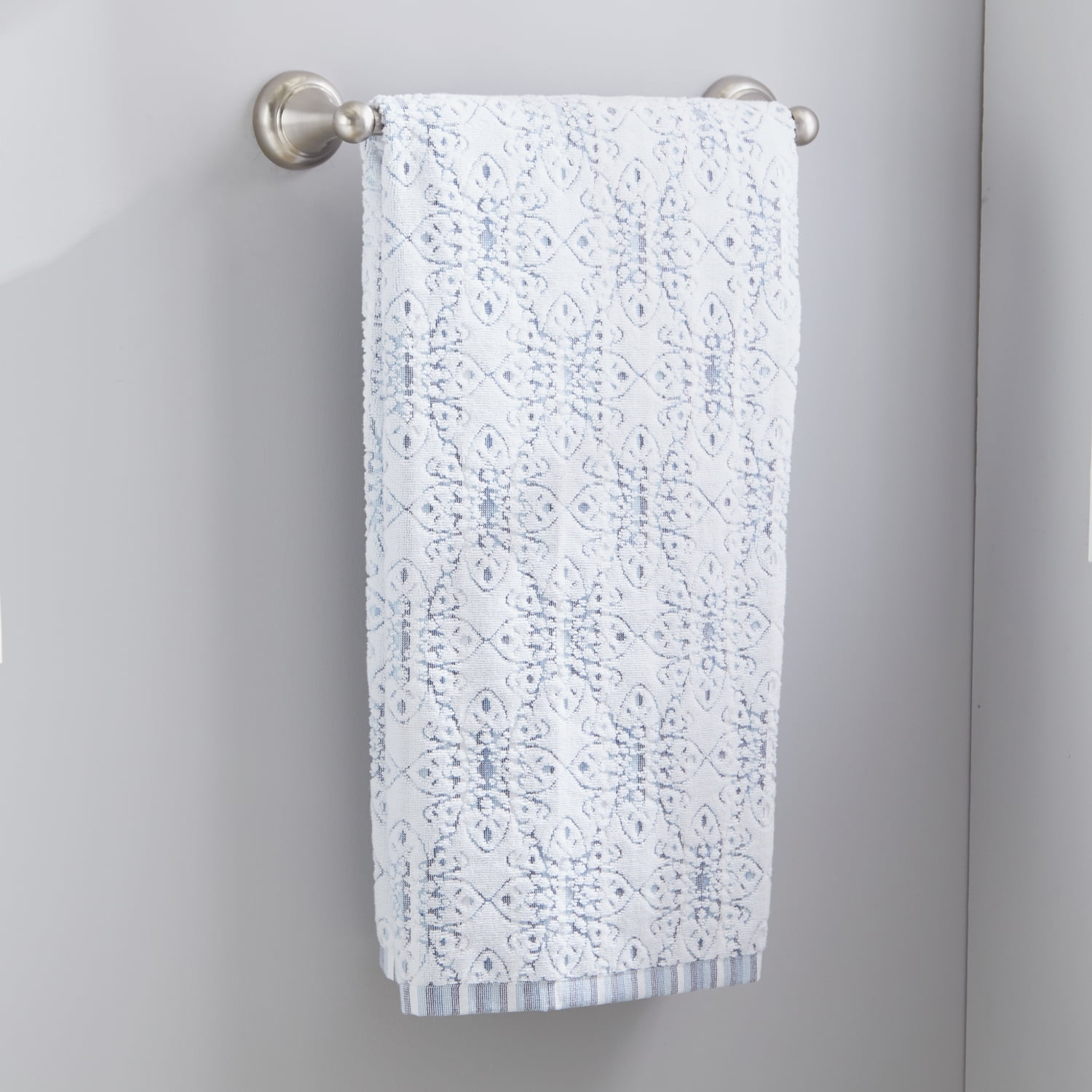 Saturday Knight Ltd Kali White Woven Jacquard Medallion Design Bath ...