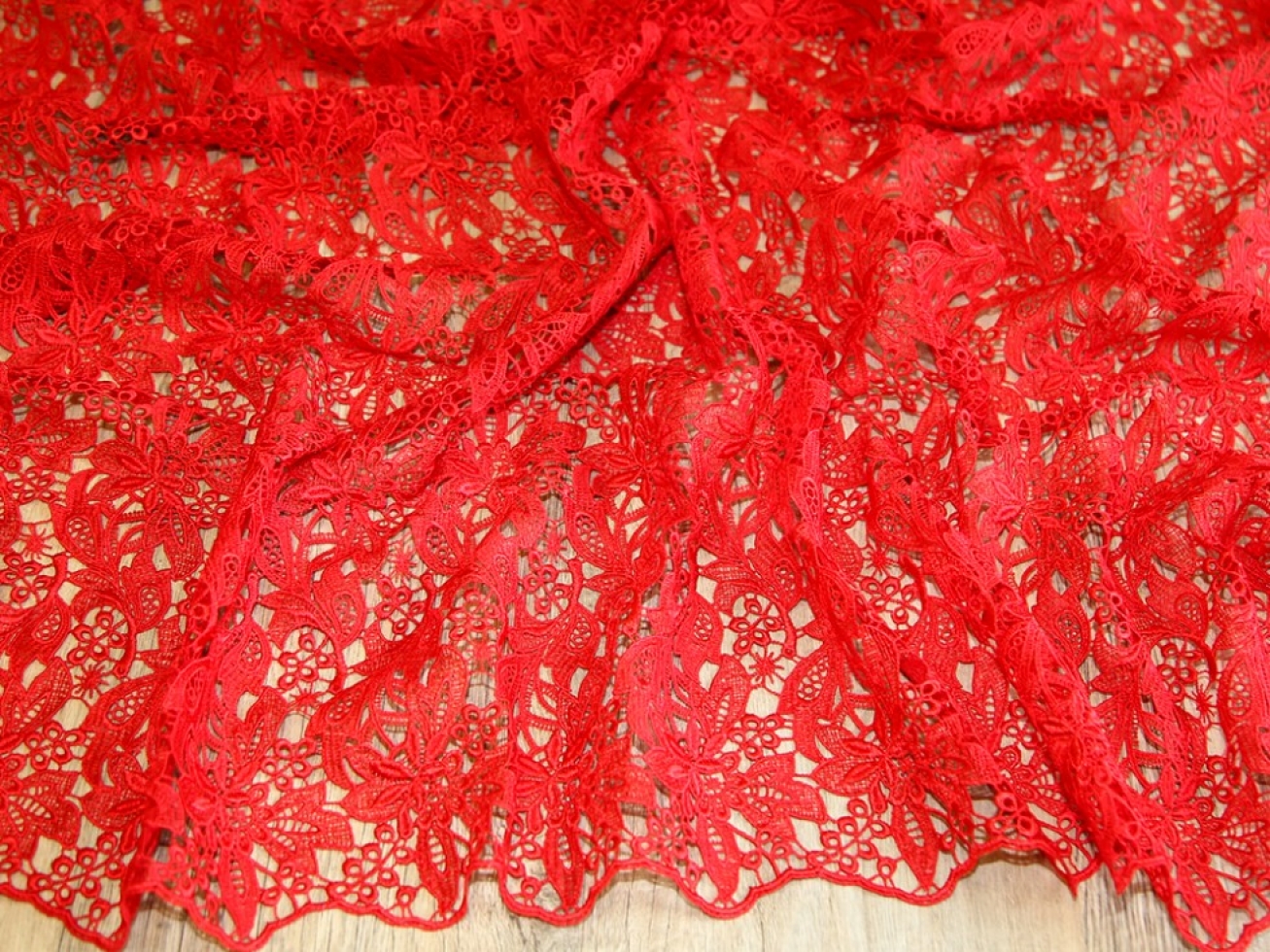 Scalloped Edge Couture Bridal Heavy Guipure Lace Fabric Red - per yard ...