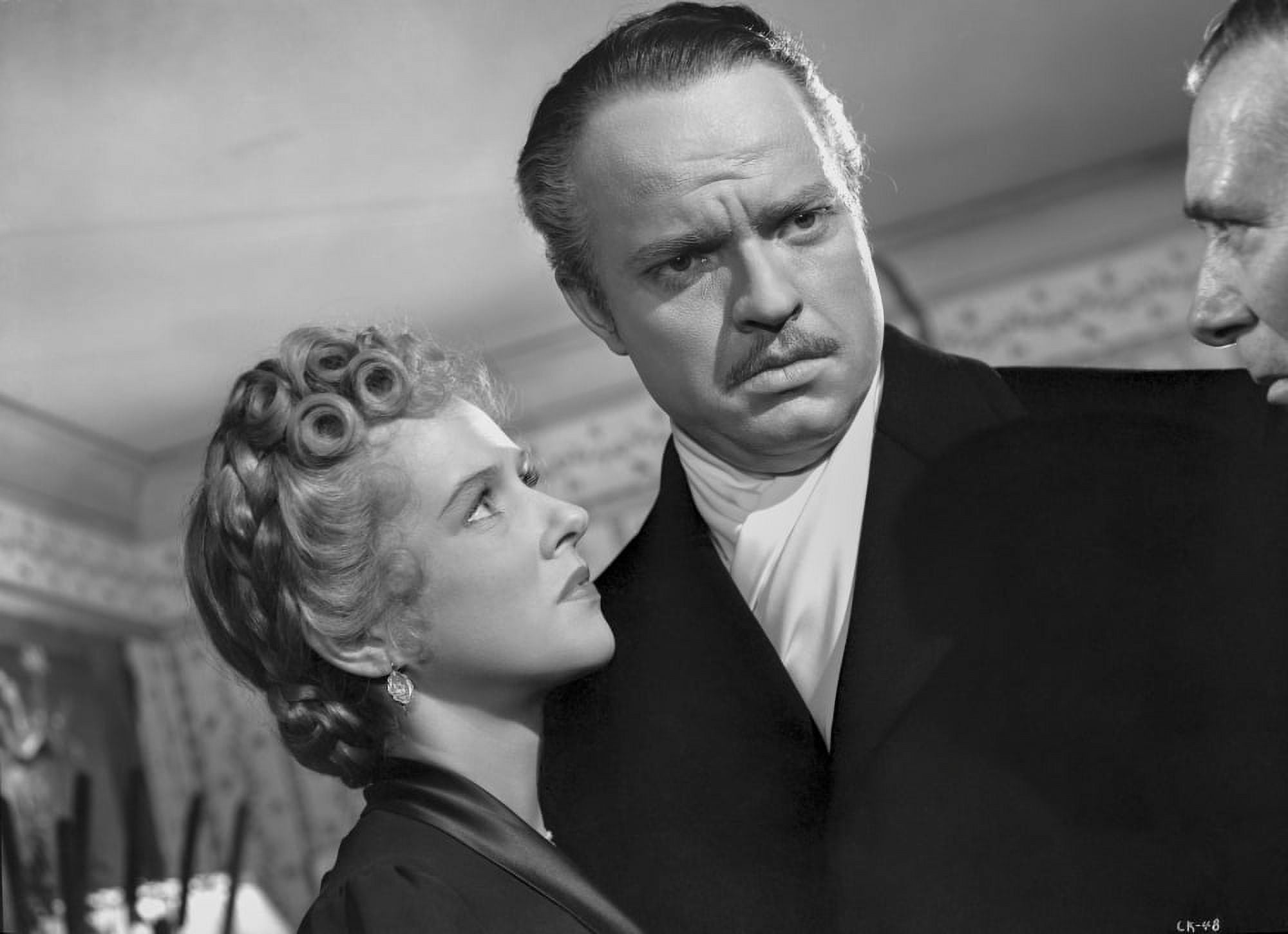 Scene from Citizen Kane with Orson Welles and Dorothy Comingore Photo ...