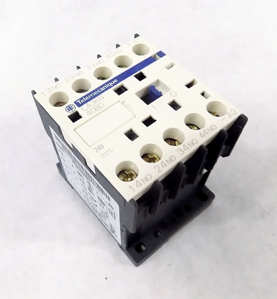 Schneider Electric IEC Control Relay, 4NO, 24V DC, 10 A CA3KN40BD ...