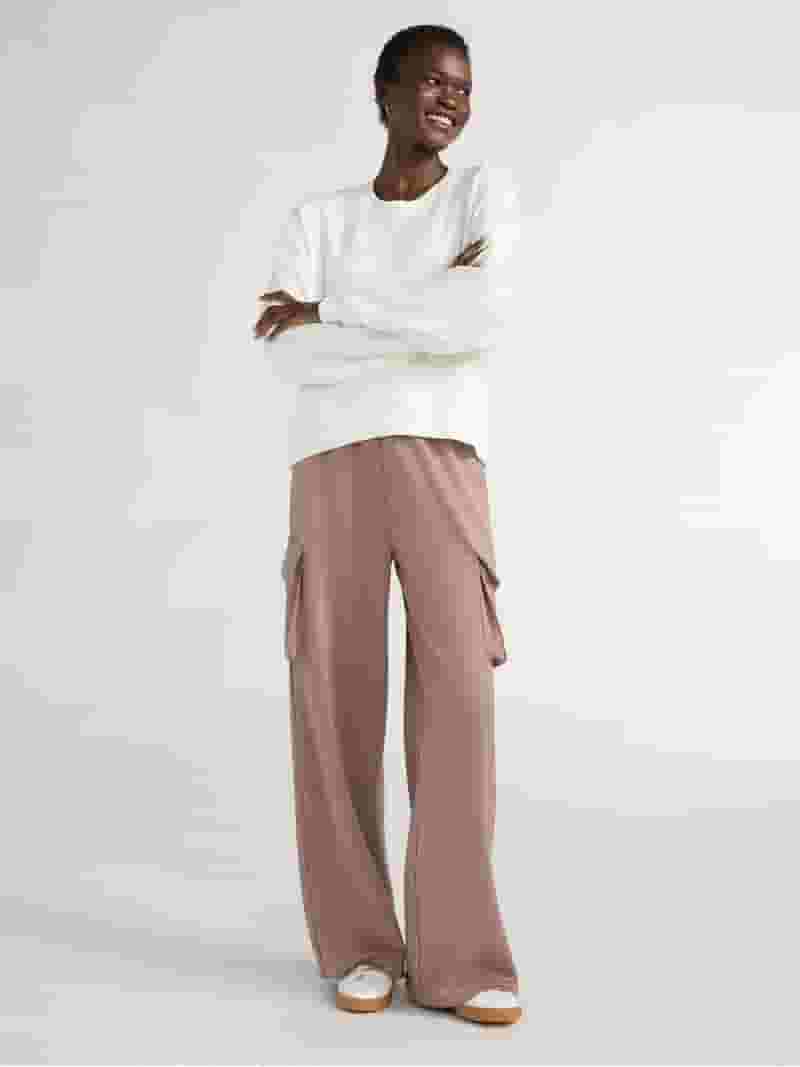 Scoop Women's and Women's Plus Ultimate ScubaKnit Wide Leg Scoop Women's and Women's Plus Ultimate ScubaKnit Wide Leg