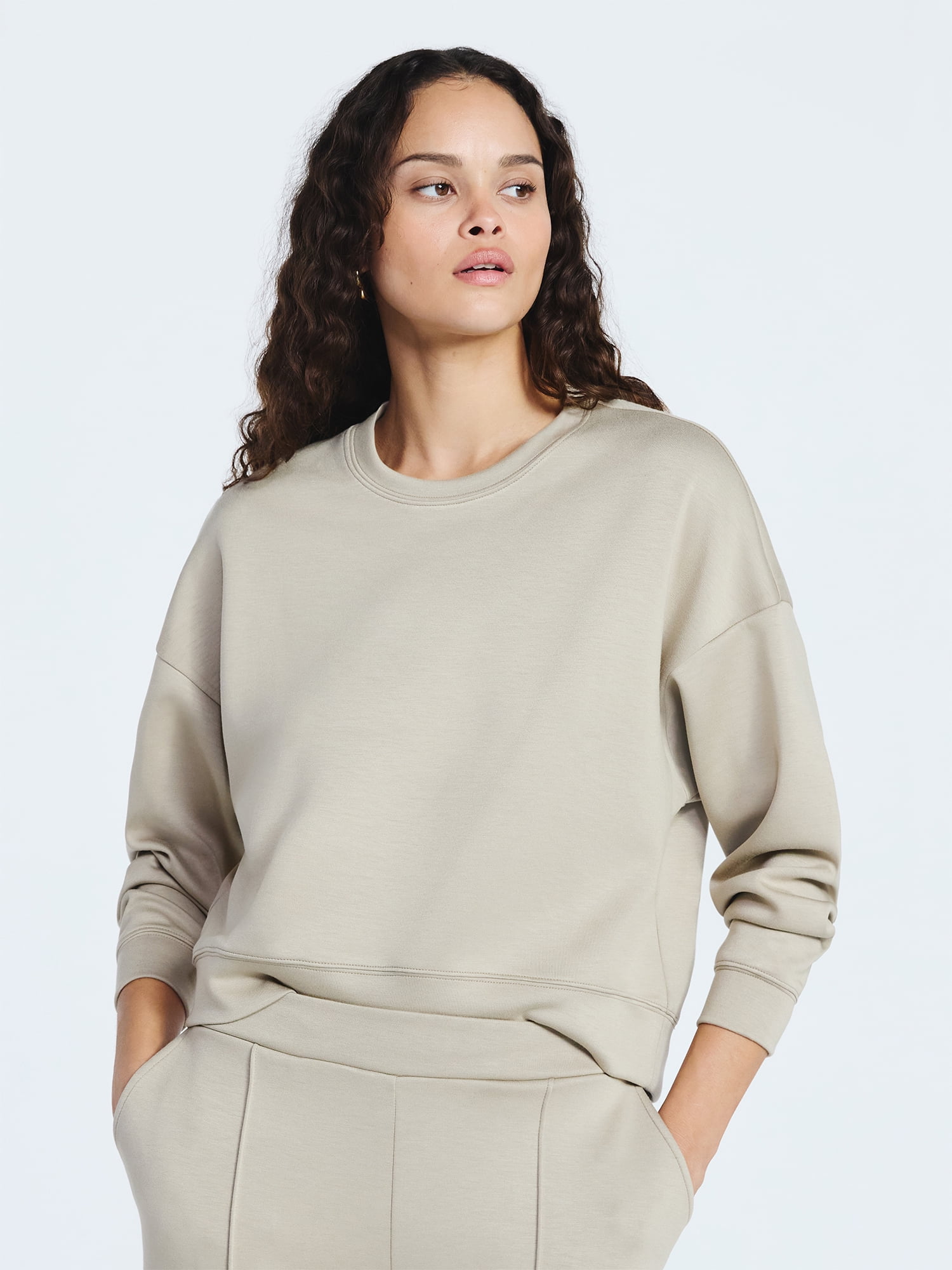 Scoop Women's and Women's Plus Scubaknit Cropped Sweatshirt with Drop ...