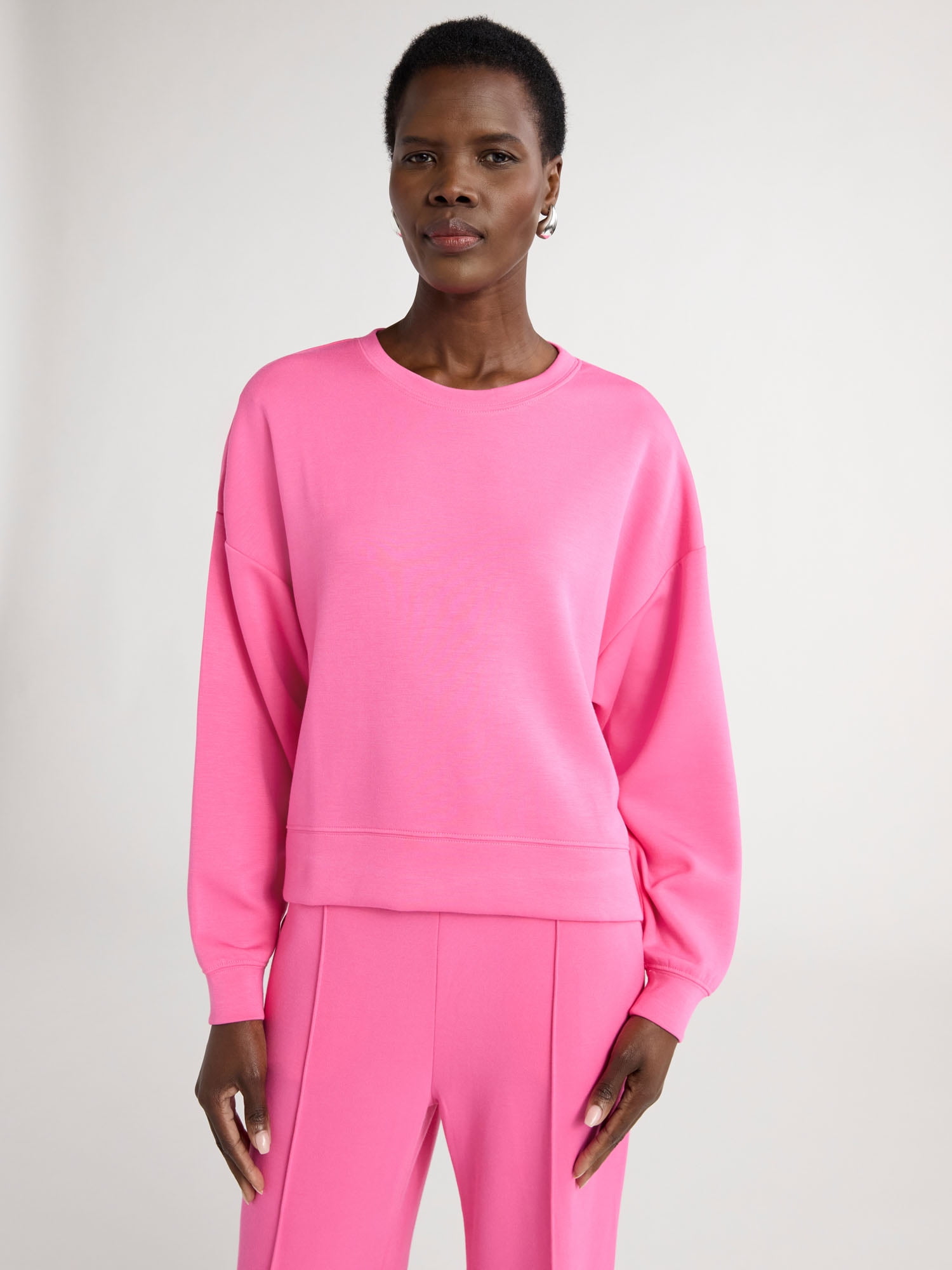 Scoop Women's and Women's Plus Ultimate Scubaknit Cropped Sweatshirt ...