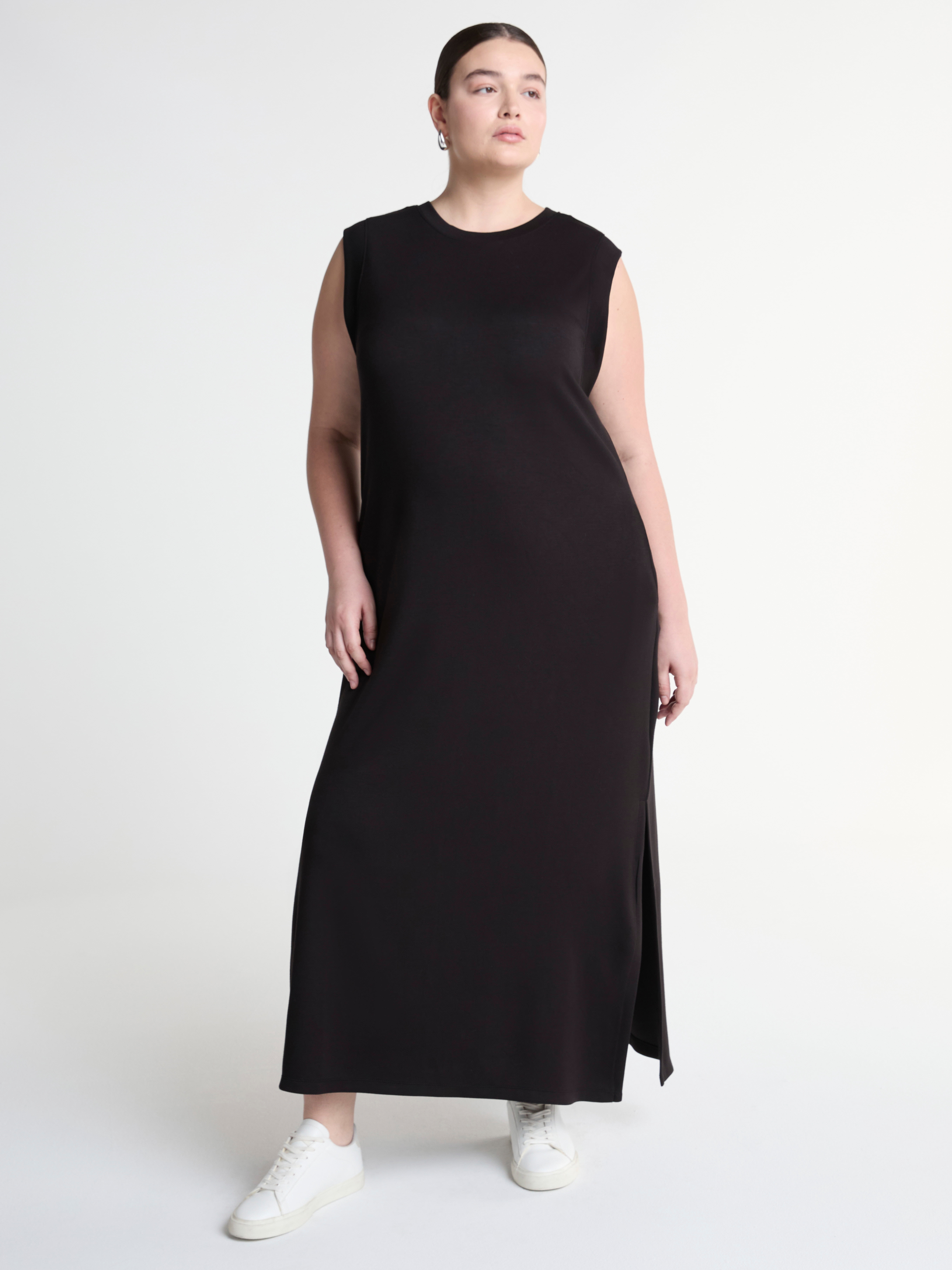 Scoop Women's and Women’s Plus Ultimate ScubaKnit Sleeveless Maxi Dress ...