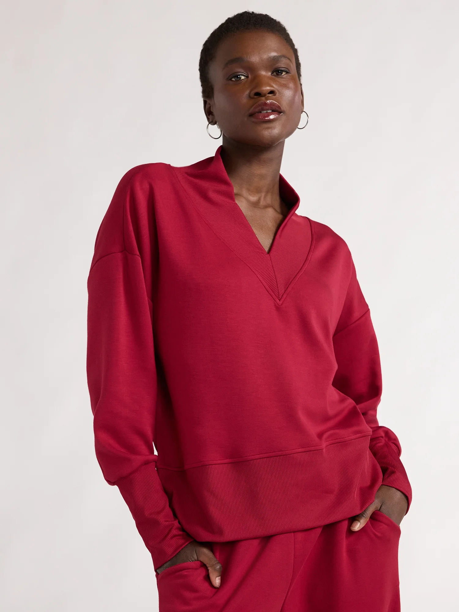 Scoop Women's and Women's Plus Ultimate Scubaknit V Neck Sweatshirt ...