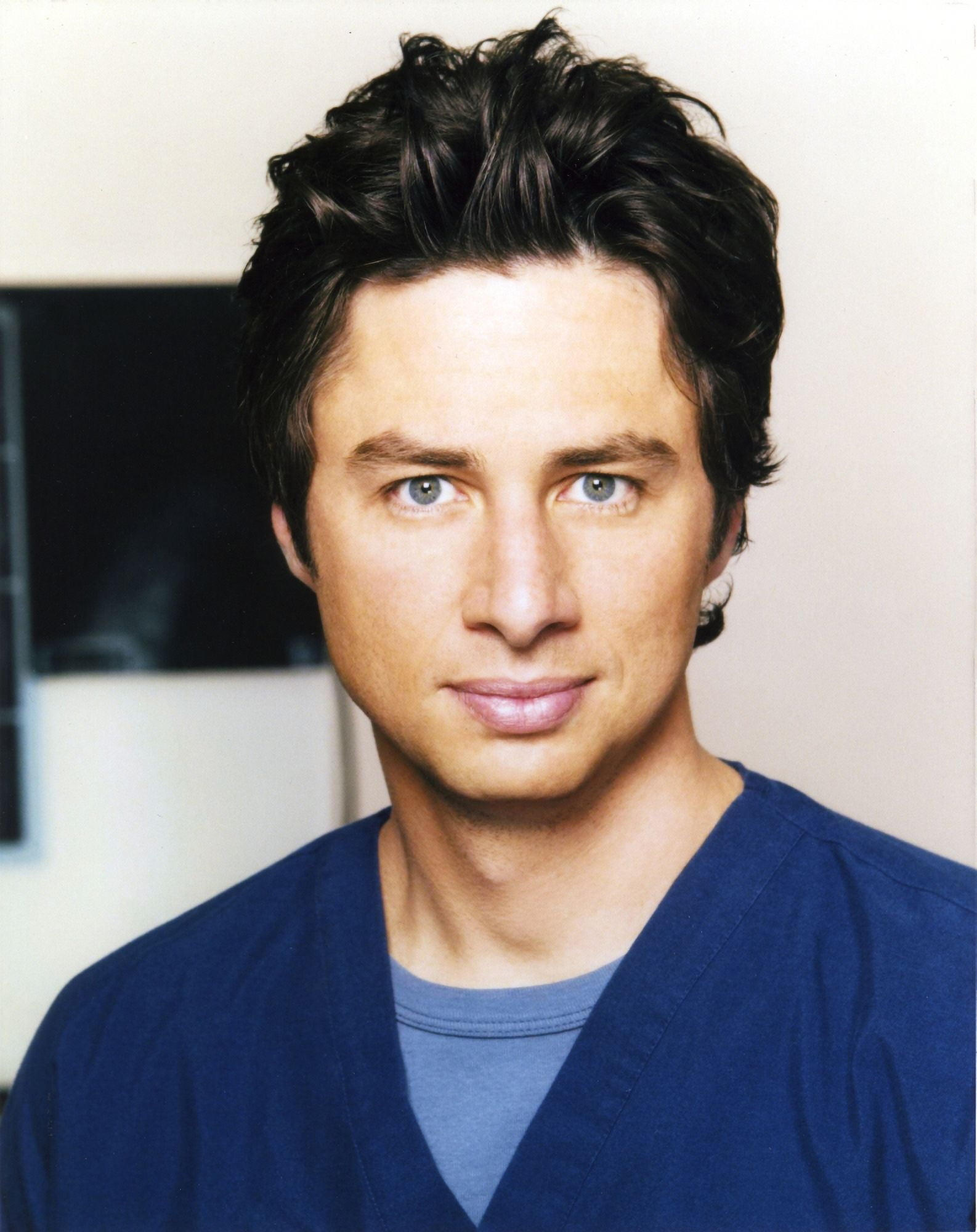 Scrubs Zach Braff Close Up Portrait Photo Print (8 x 10) - Walmart.com