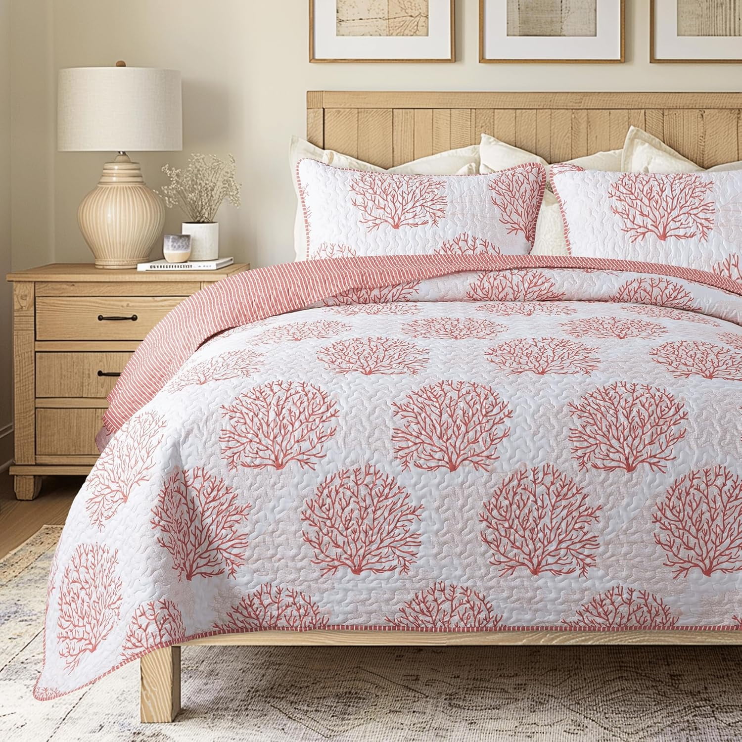 Sea of Coral Bedding Quilt Set - Queen with 2 Shams | Coral Ocean ...