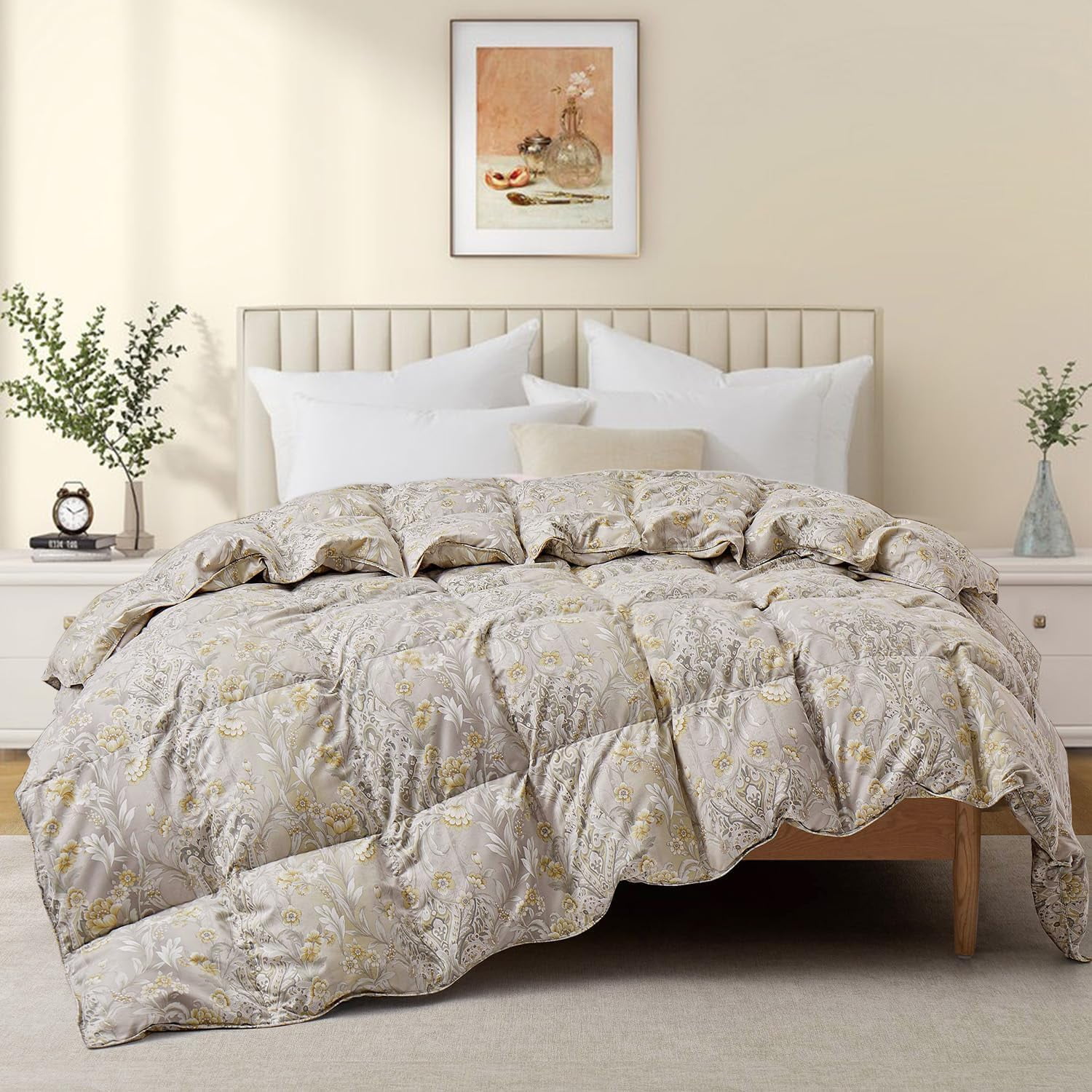 All Season Ultra Soft Goose Feather Fiber Down Comforter with Paisley ...