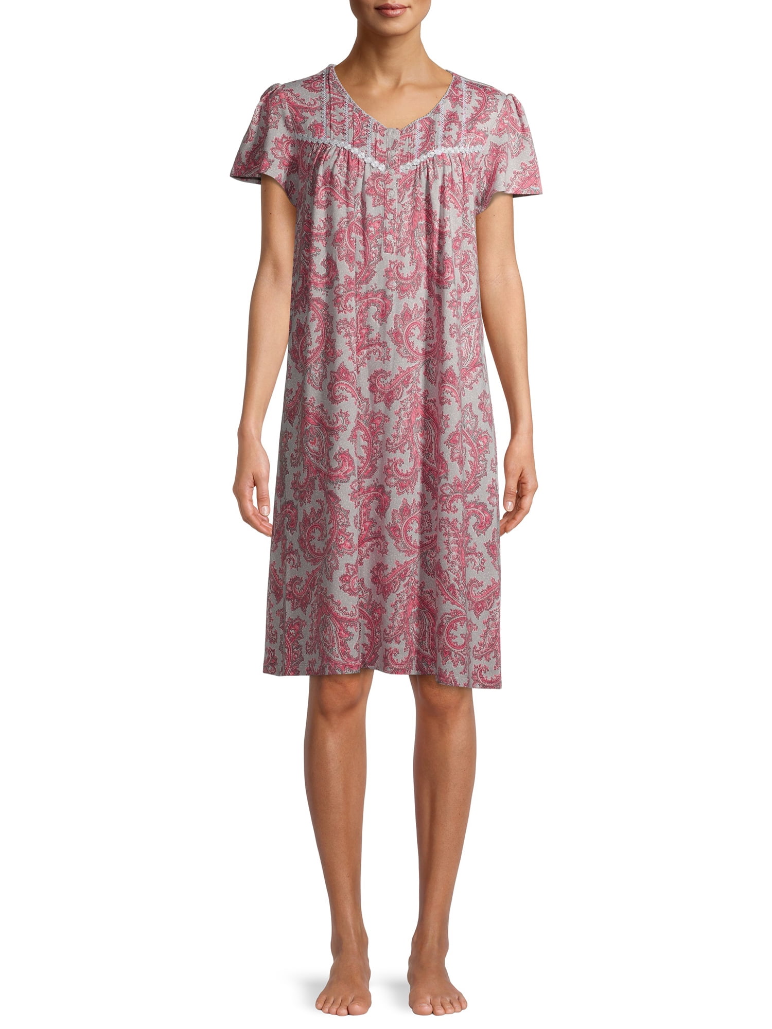 Secret Treasures Traditional Flutter Sleeve Gown (Women's Plus), 1 Pack ...