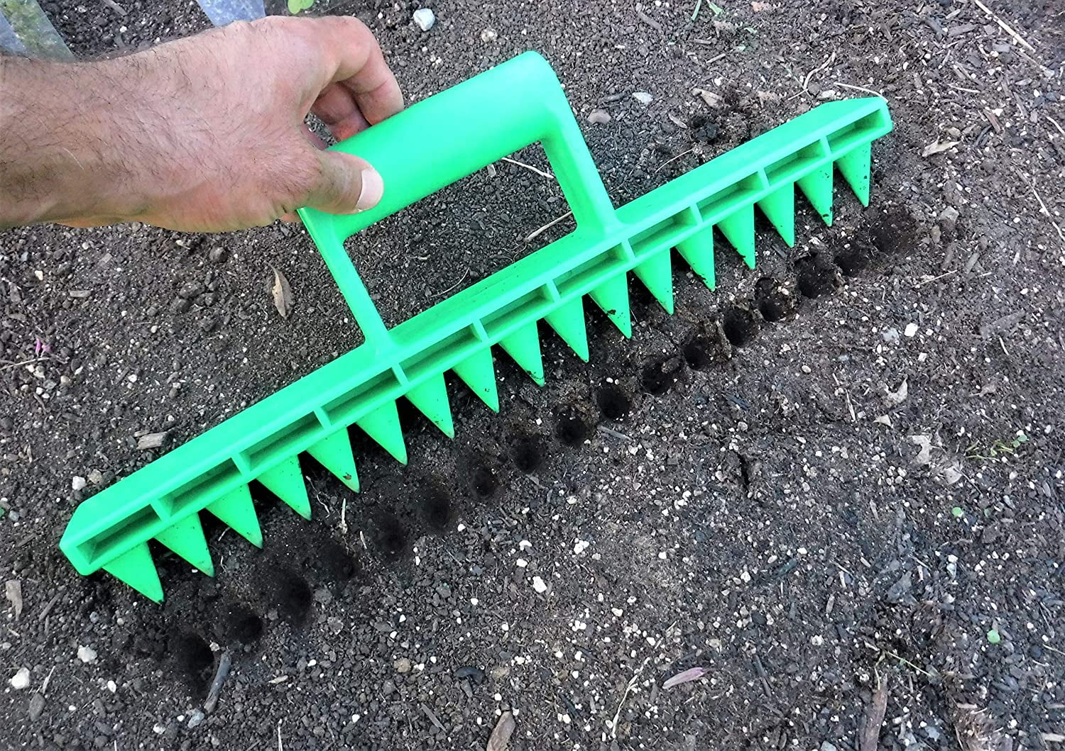 Seed-in Soil Digger and Spacer for Planting Seeds - Garden Tool ...