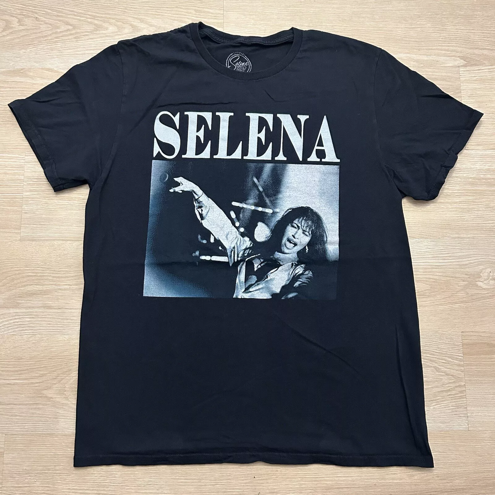Selena Quintanilla Music Merch Band T Shirt - Walmart.com